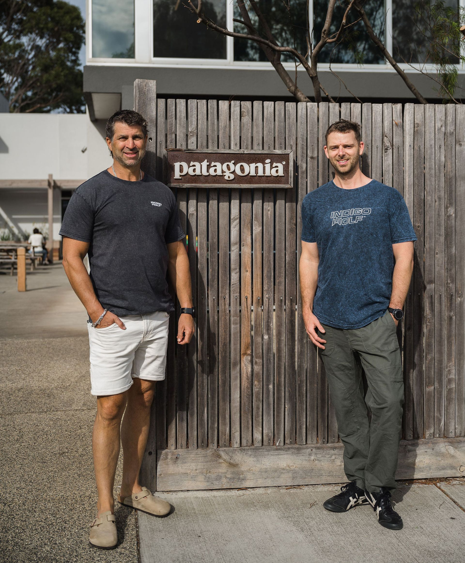 Indigo Wolf: Decorated Patagonia Gear for Schools & Clubs