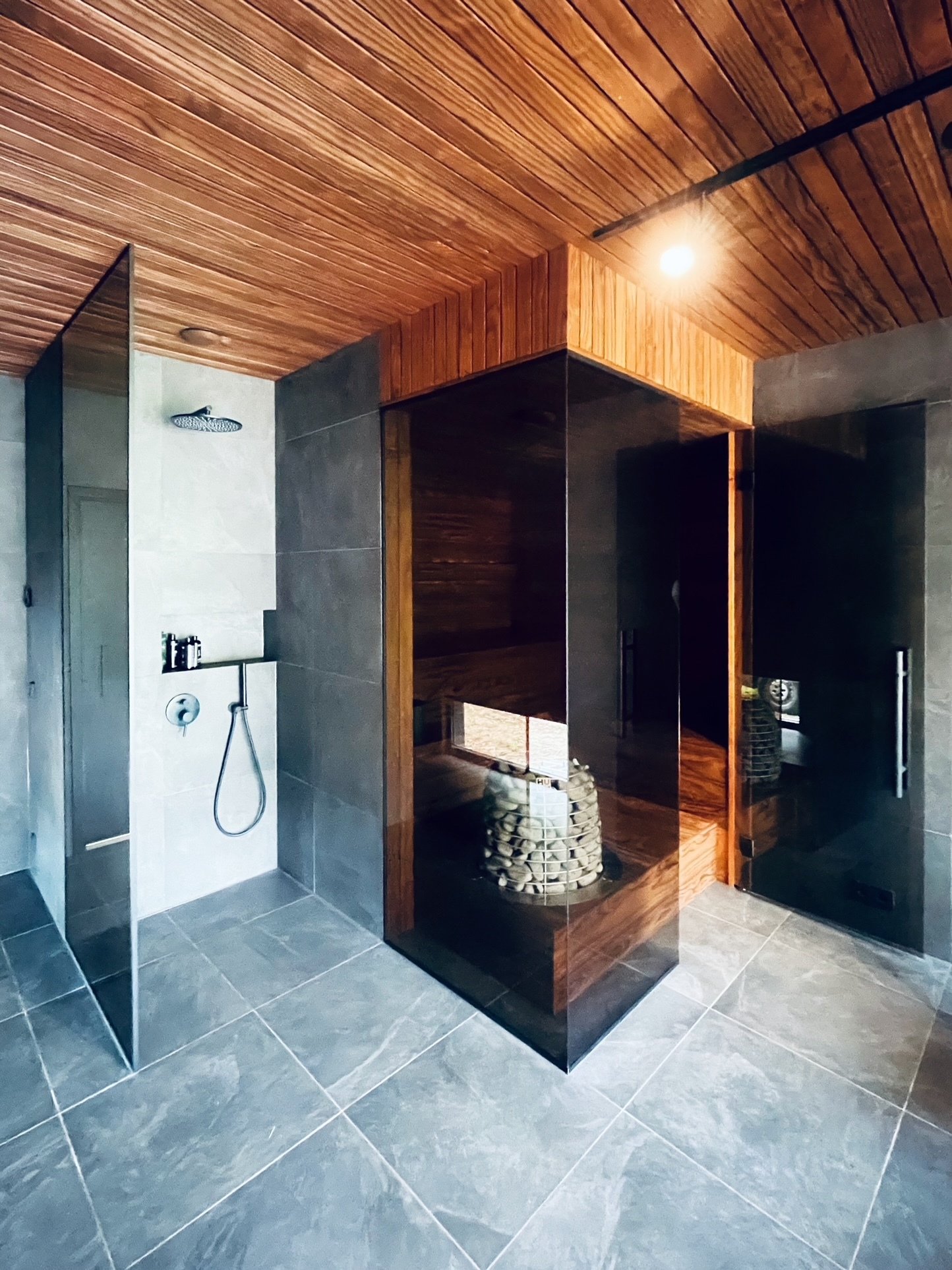 Saunaklaasid I klaasseinad ja uksed sauna | GLASSWORKS