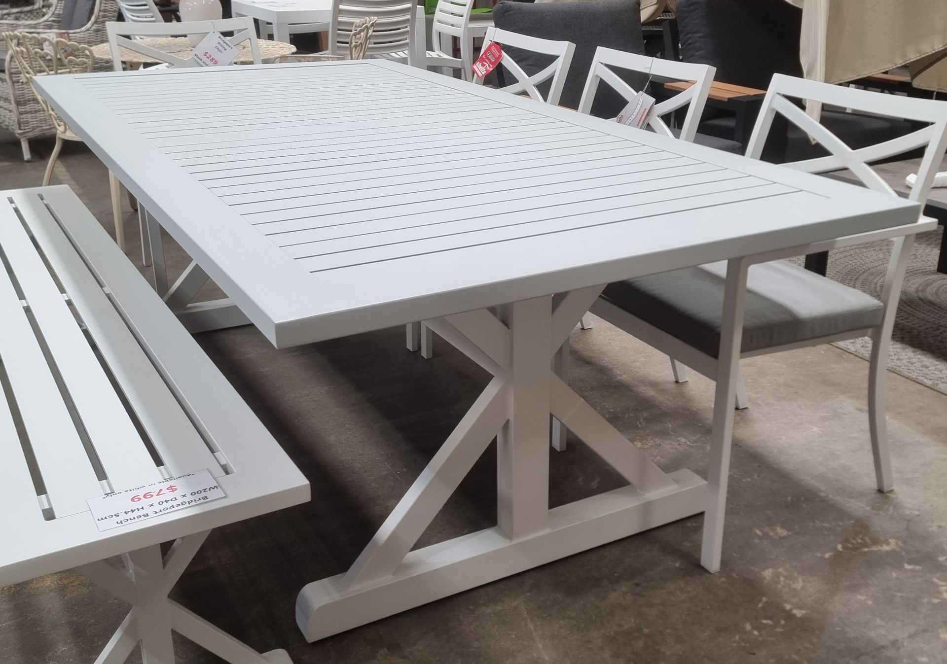 Outdoor Dining Tables | Somerton Park, SA | Outdoor Scene