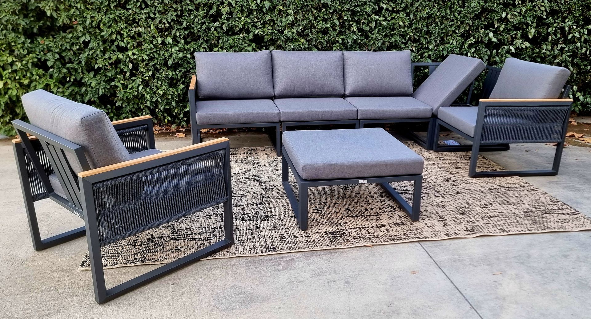 Sale | Somerton Park, SA | The Outdoor Scene