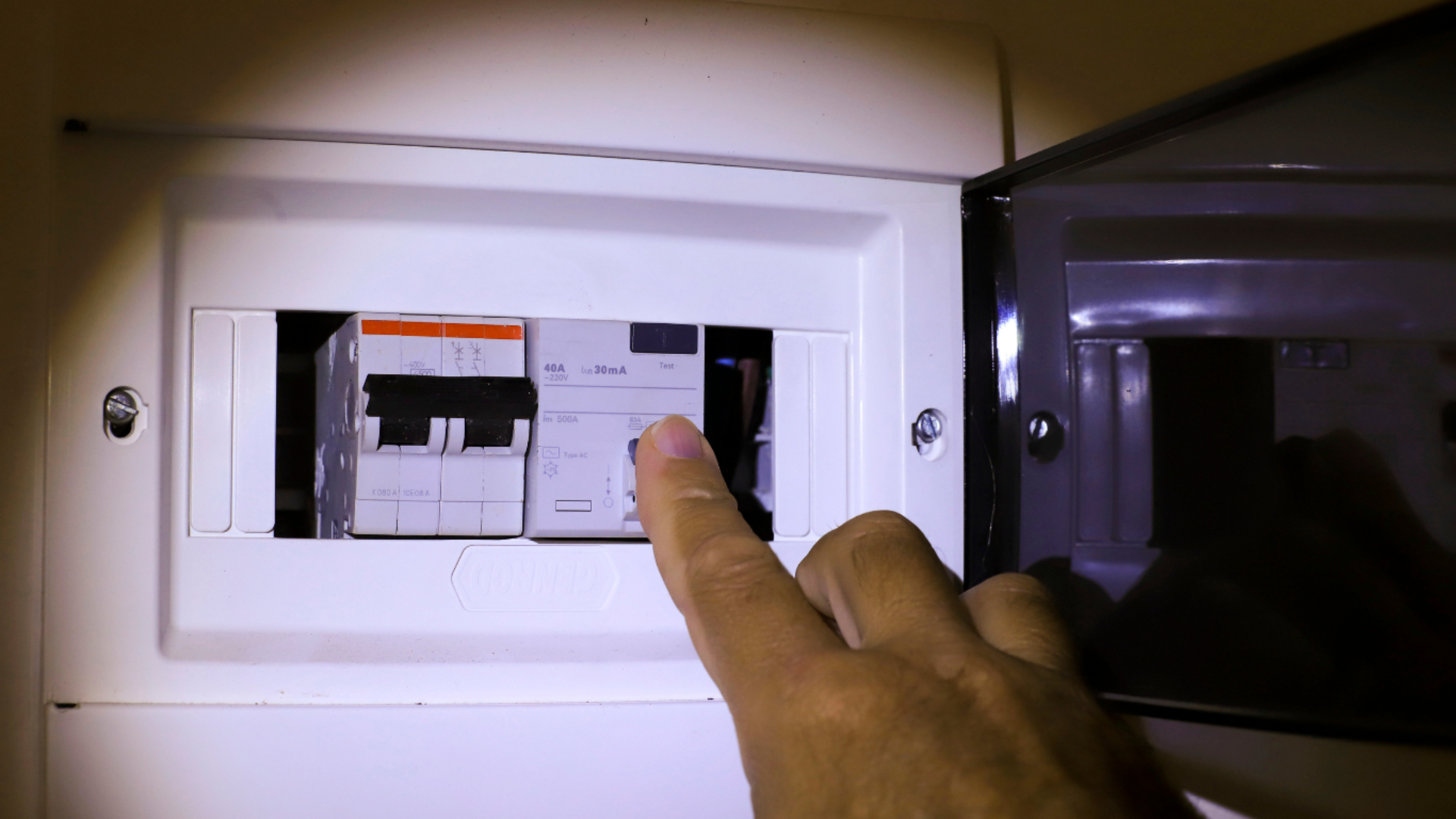 Electrician Services | South Central Pennsylvania | USA Electrical Services