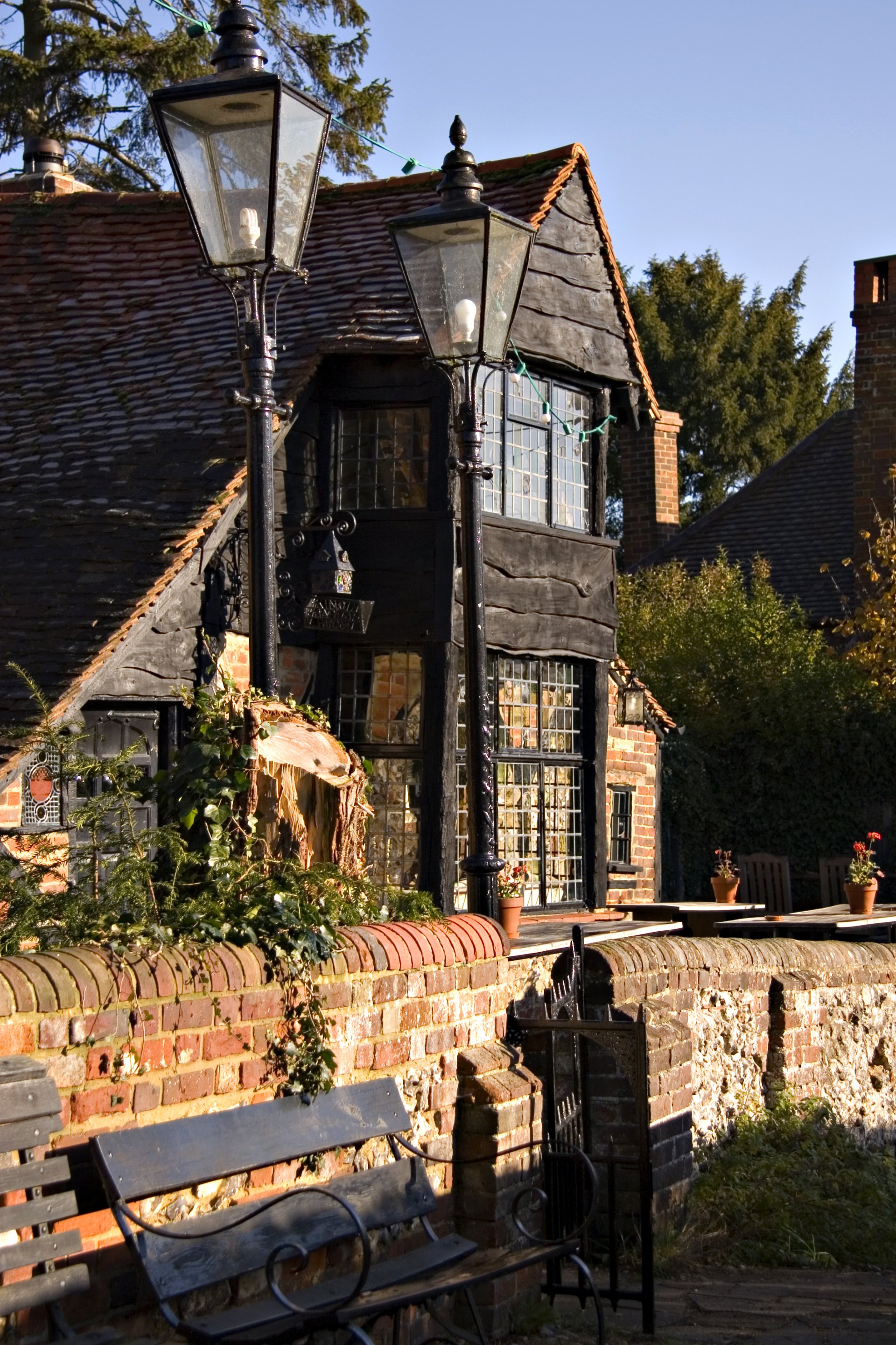 The Royal Standard of England - The Oldest Pub