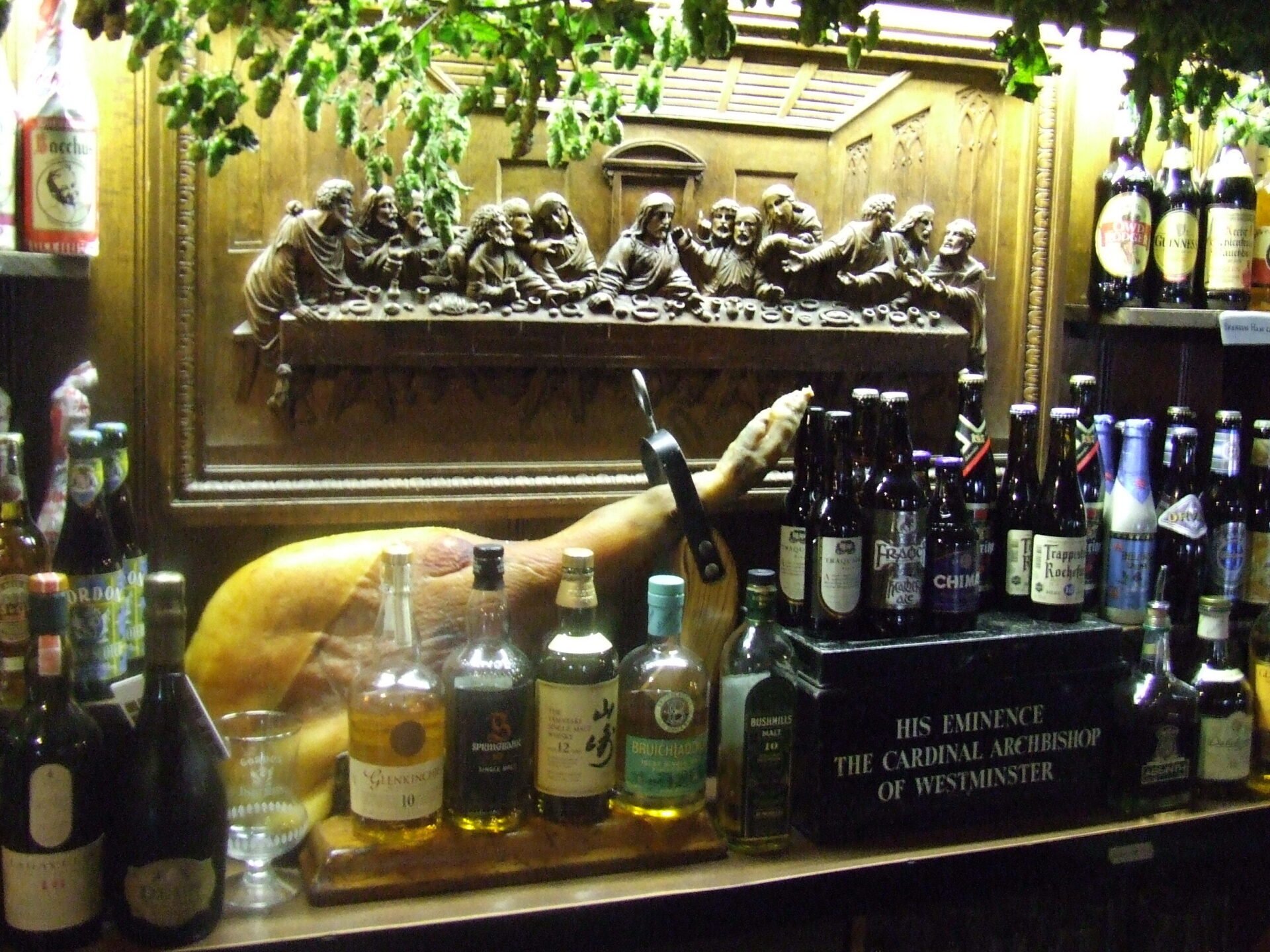 The Royal Standard of England - The Oldest Pub