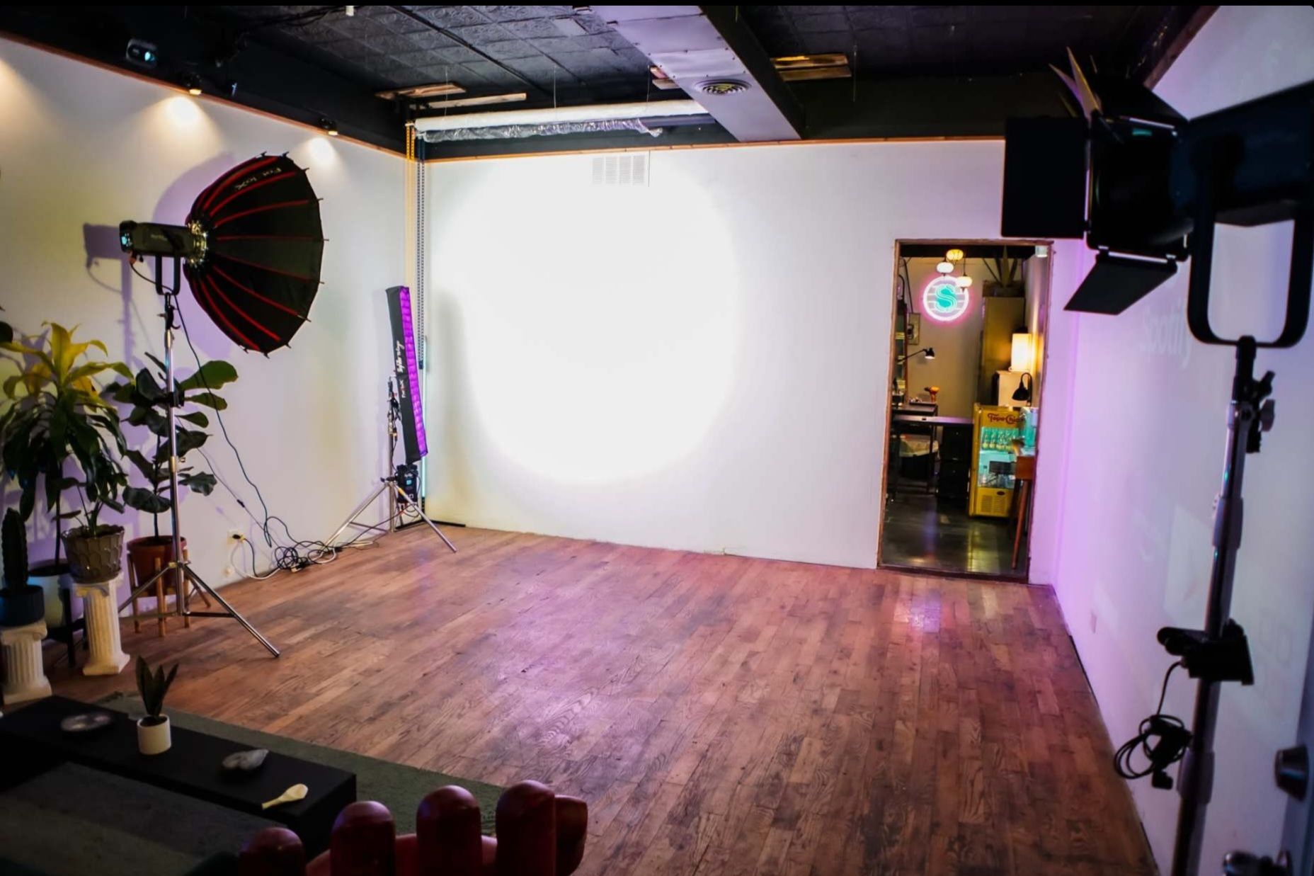 Content Studio | Grand House 424 | Chicago, IL