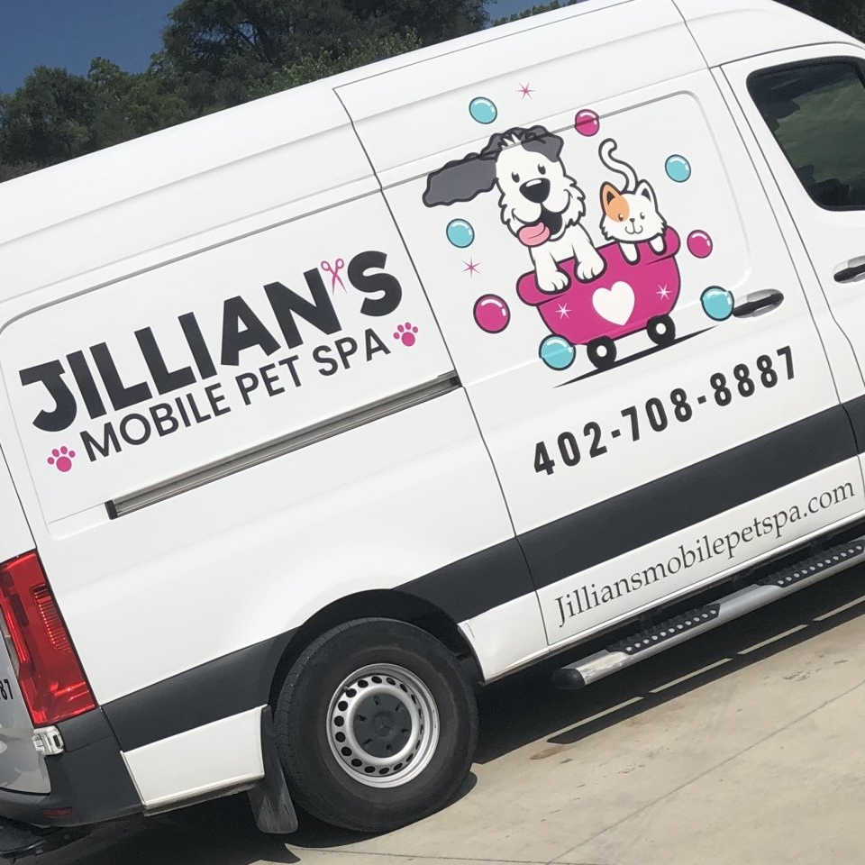 Mobile Pet Spa | Jillian's Mobile Pet Shop | Bennington