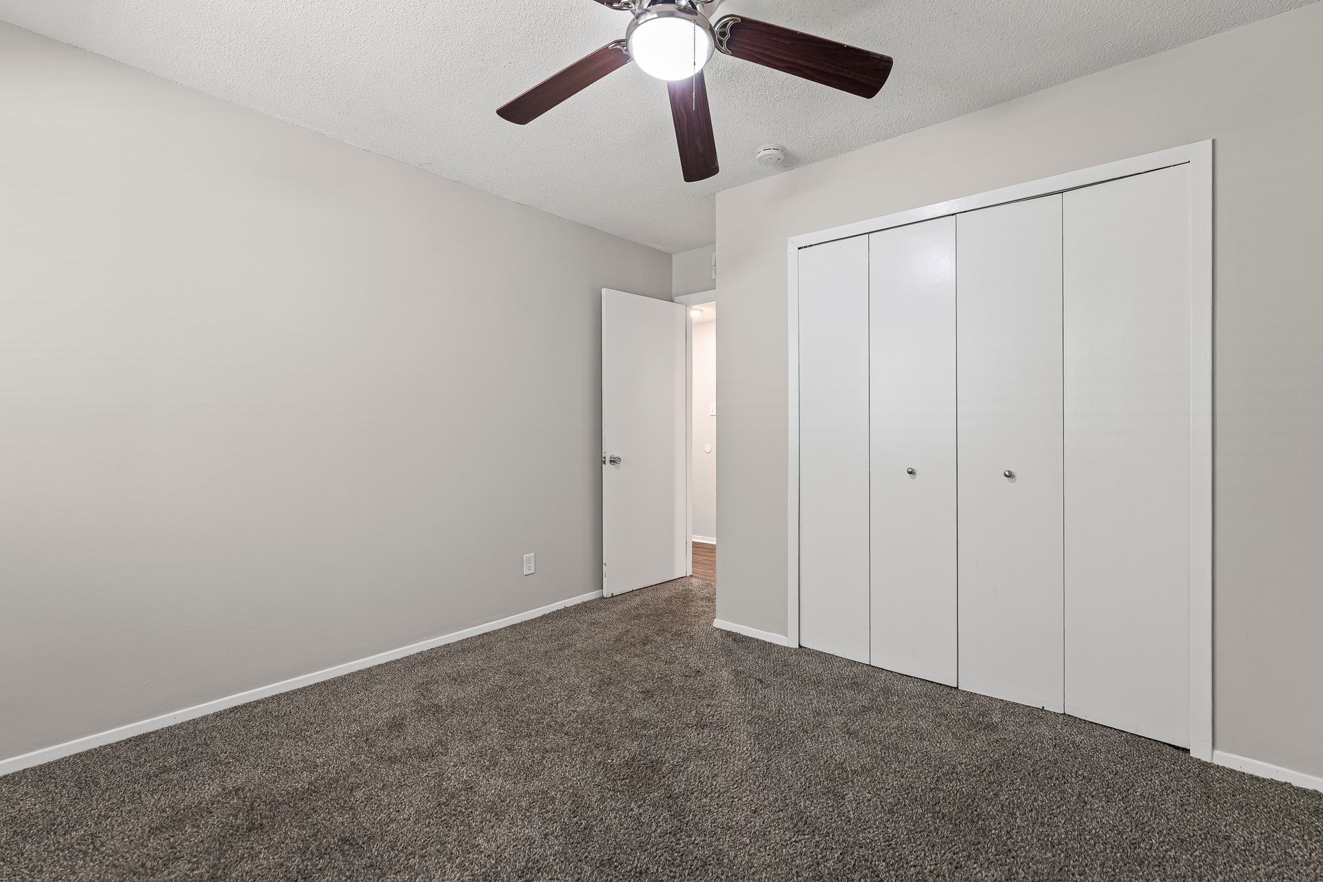 Windsong Apartments | Apartments in Kansas City, MO