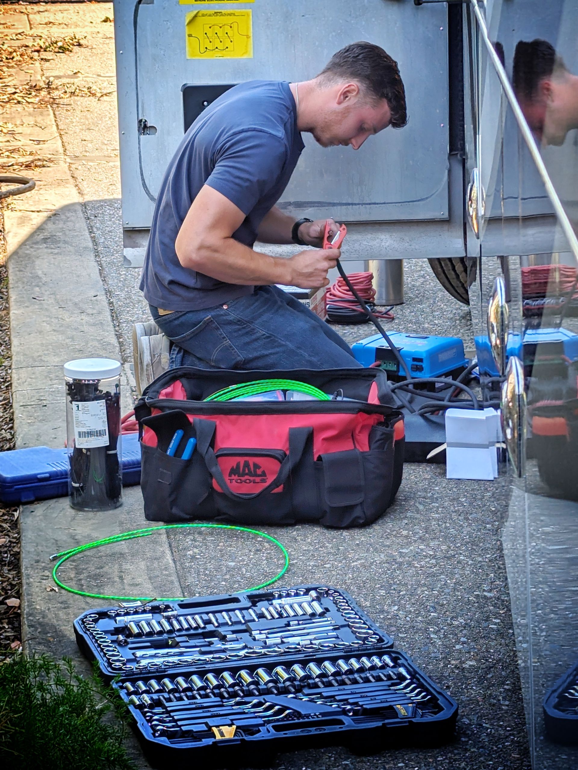 Mobile RV Installation and Repair - We Come To You!