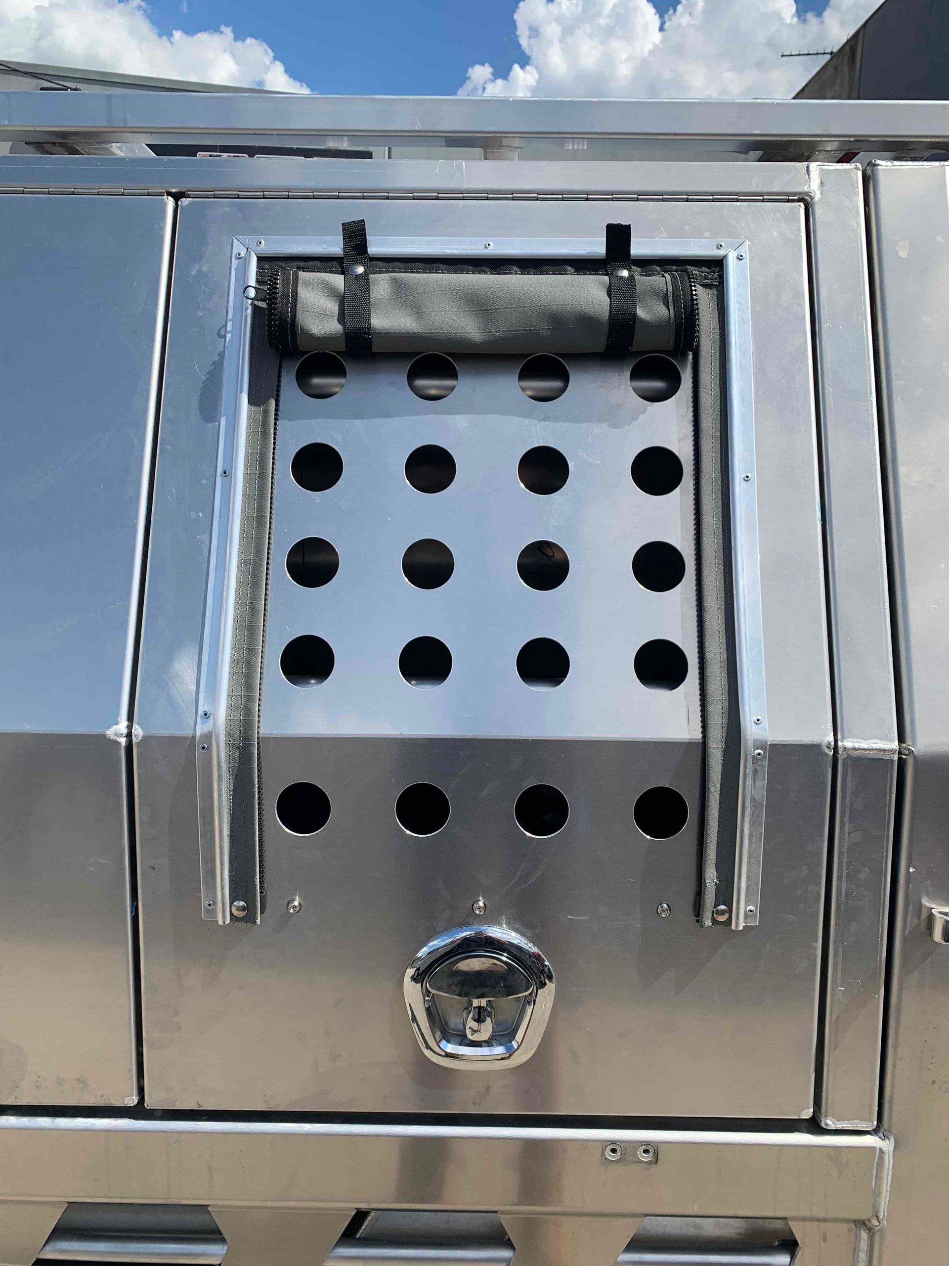 Custom Canvas Ute Canopies & Dog Box Covers Melbourne Upholsterer