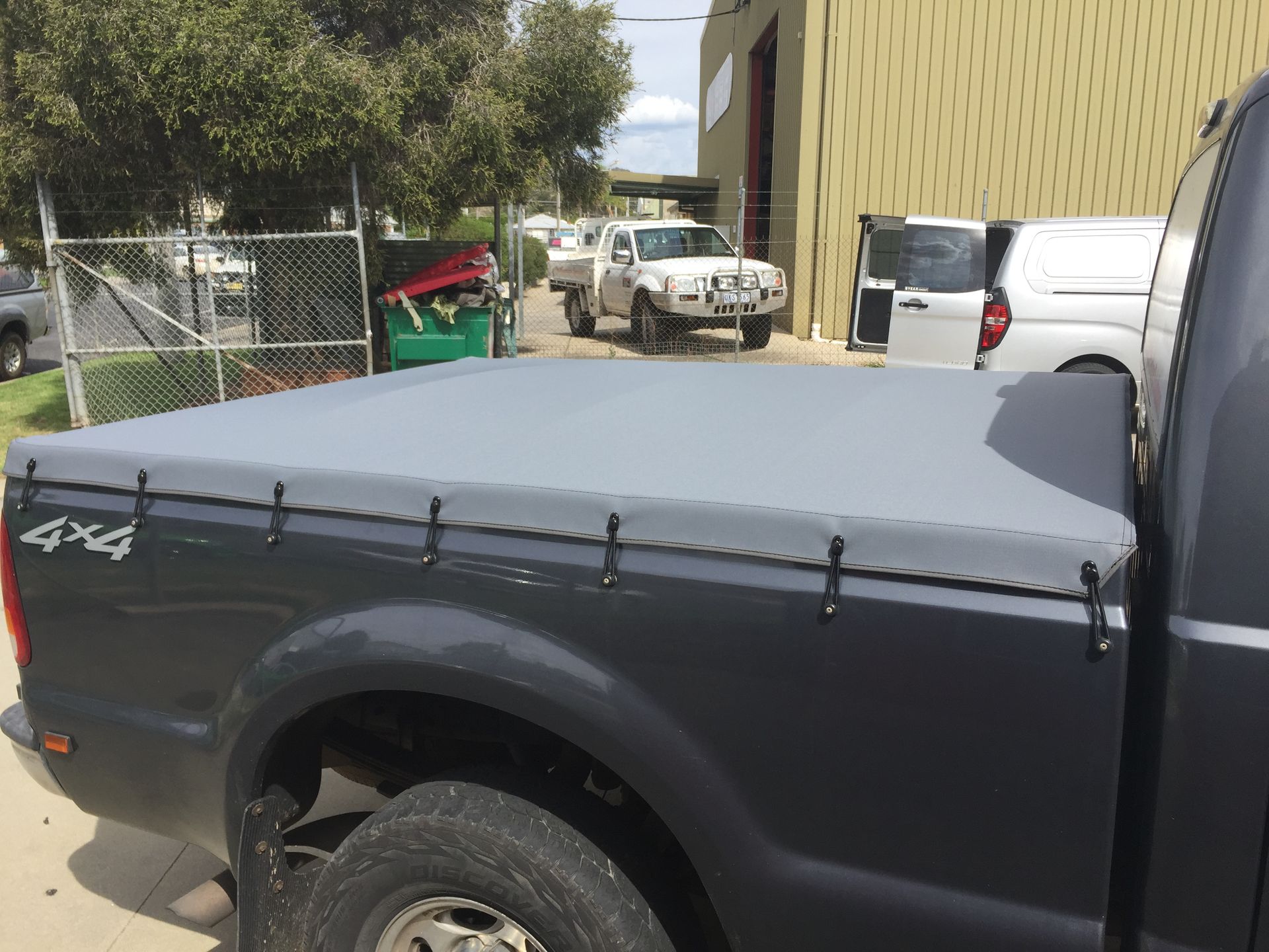 Custom Made-To Measure Ute & Tonneau Covers Melbourne