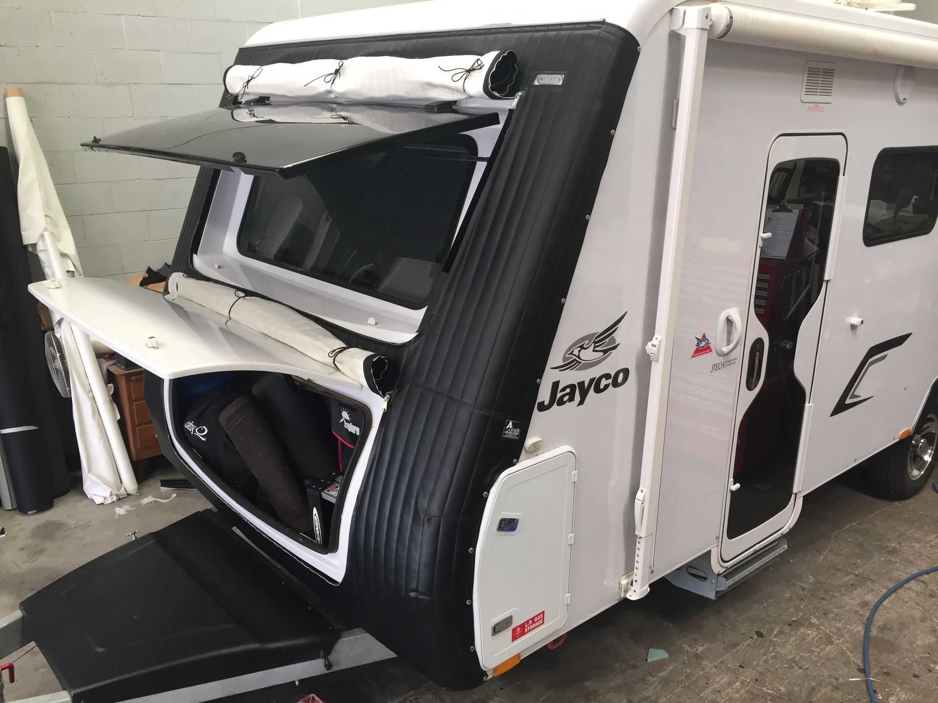 Custom Canvas PVC Products for Caravan and Motorhomes Melbourne