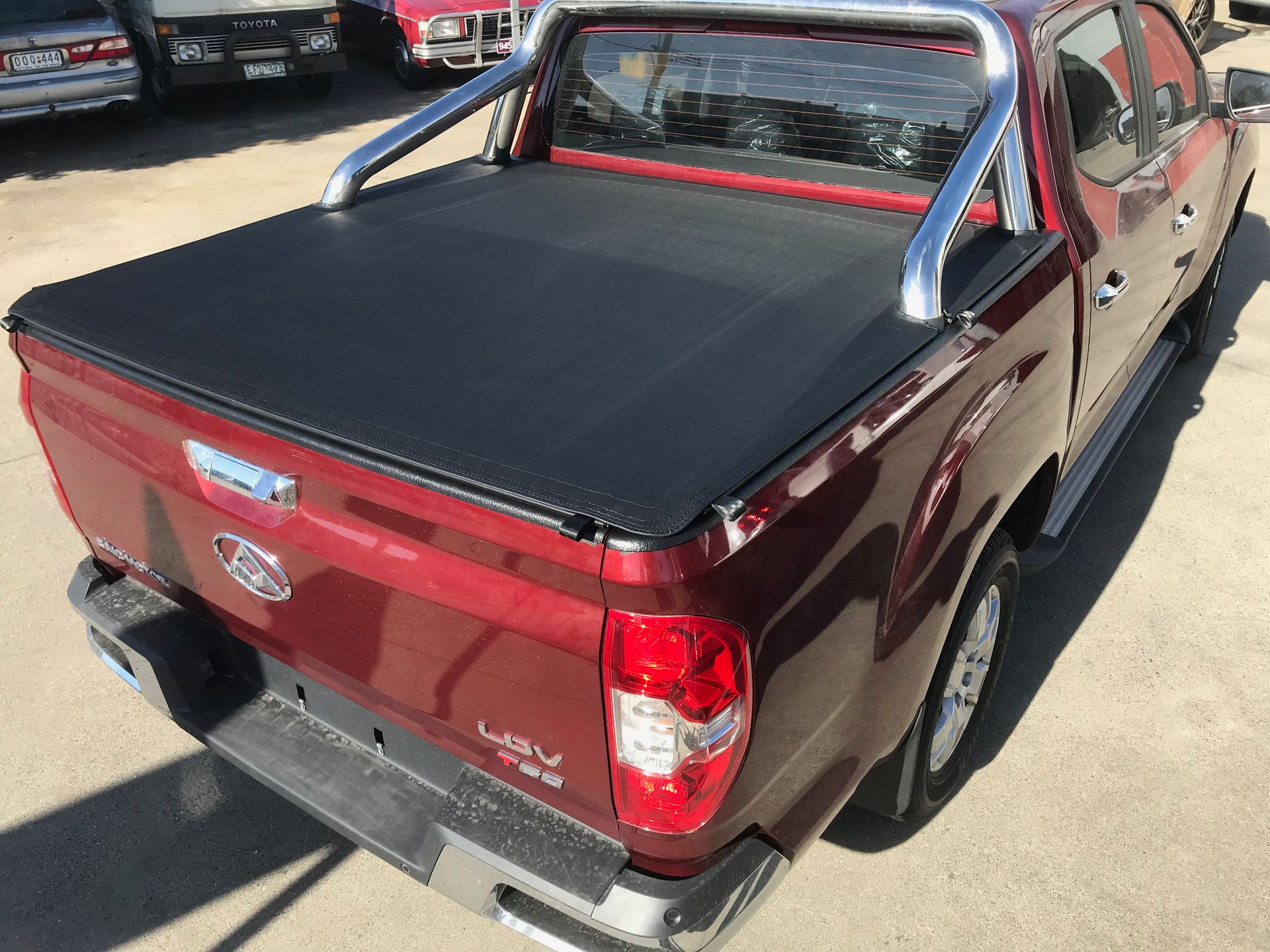 Custom Made-To Measure Ute & Tonneau Covers Melbourne