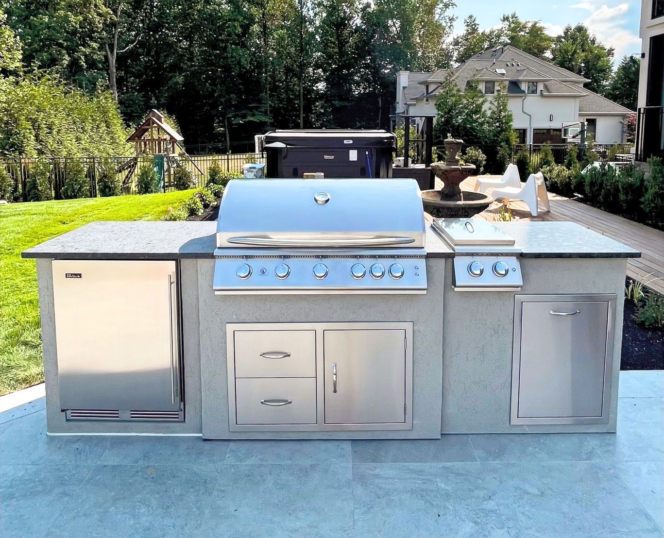 Outdoor Kitchen Installation | Vero Beach FL