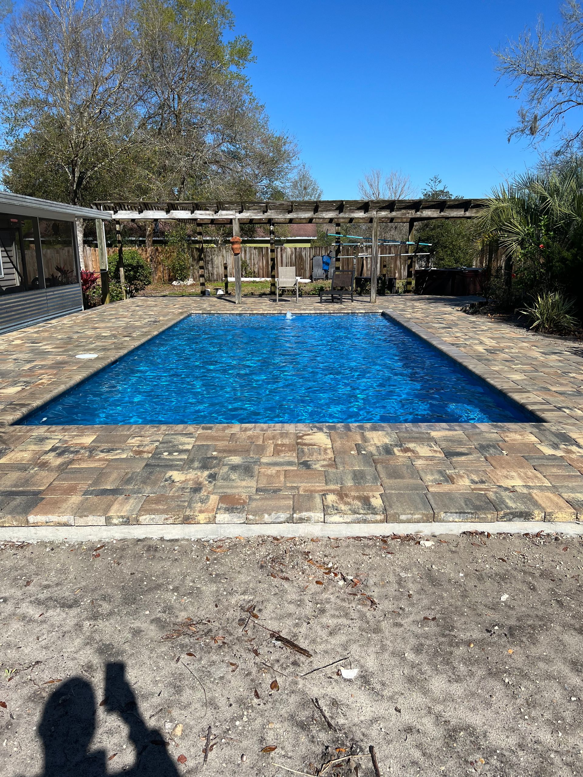 About Us | Lee Custom Pools