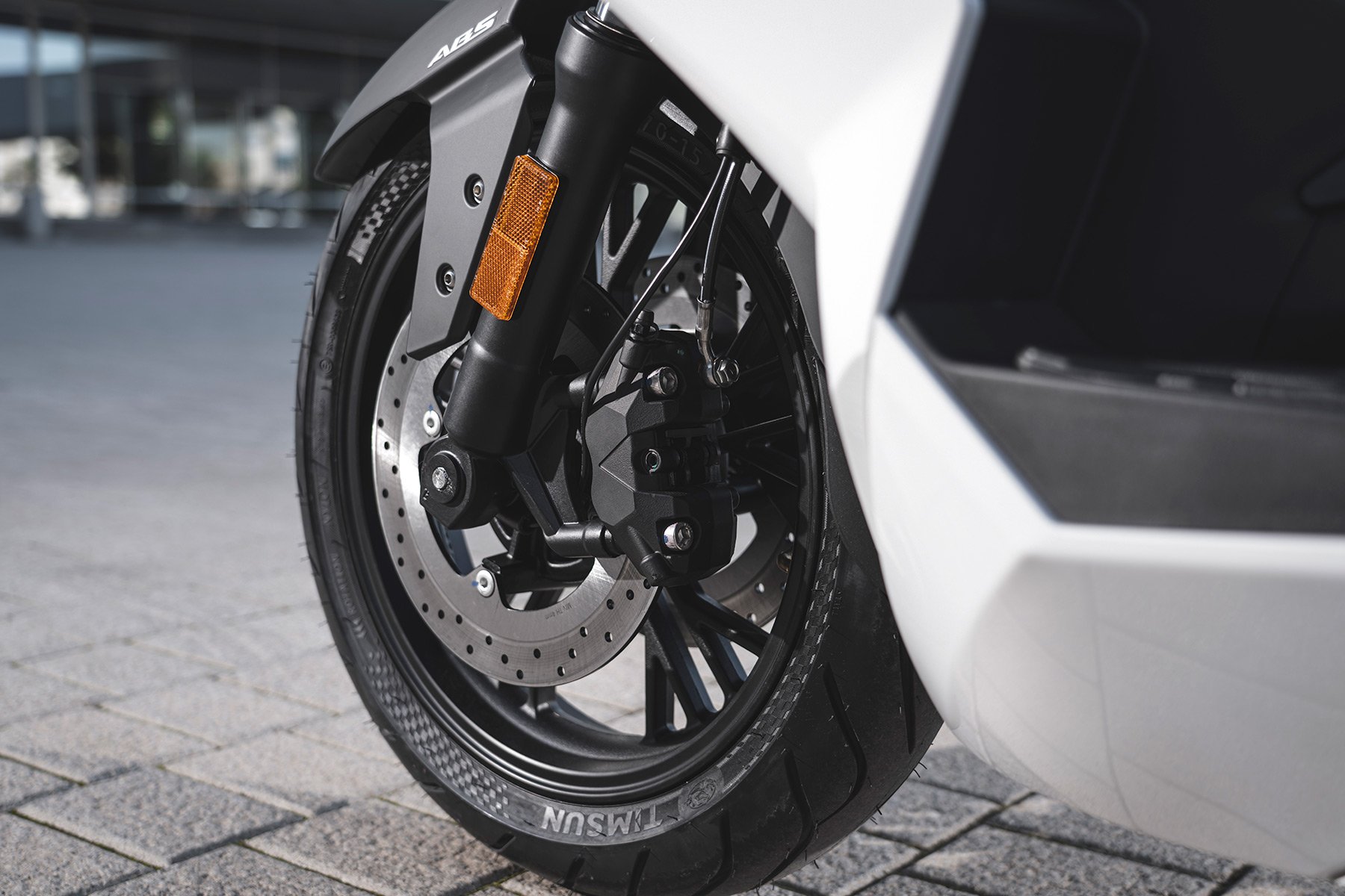 Wottan Storm-S 300 ABS