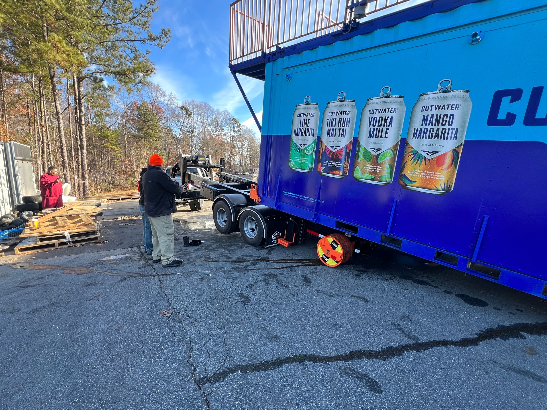 Side-Shift, Self-Lifting Container Trailer | ContainGo