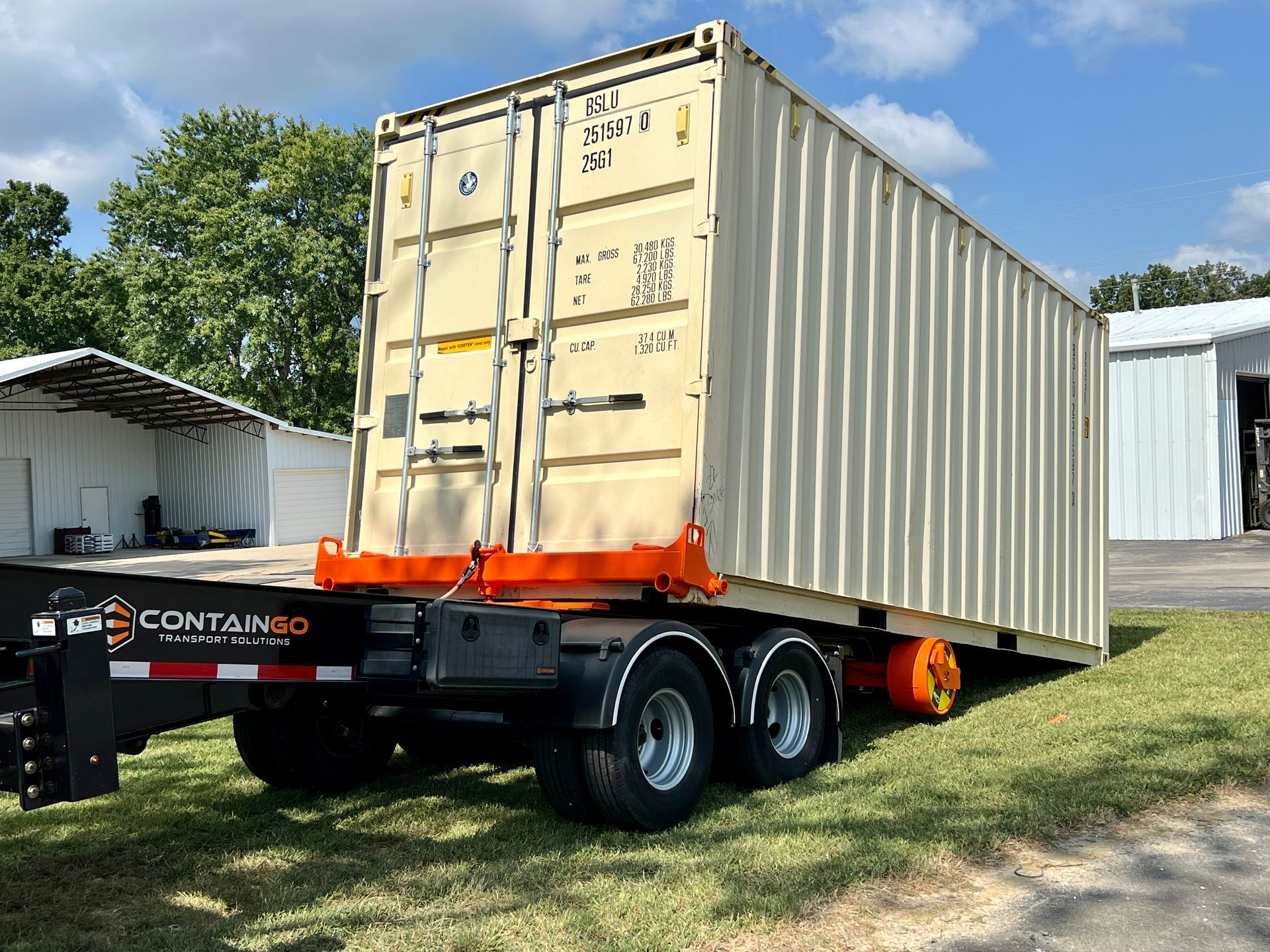 Side-Shift, Self-Lifting Container Trailer | ContainGo