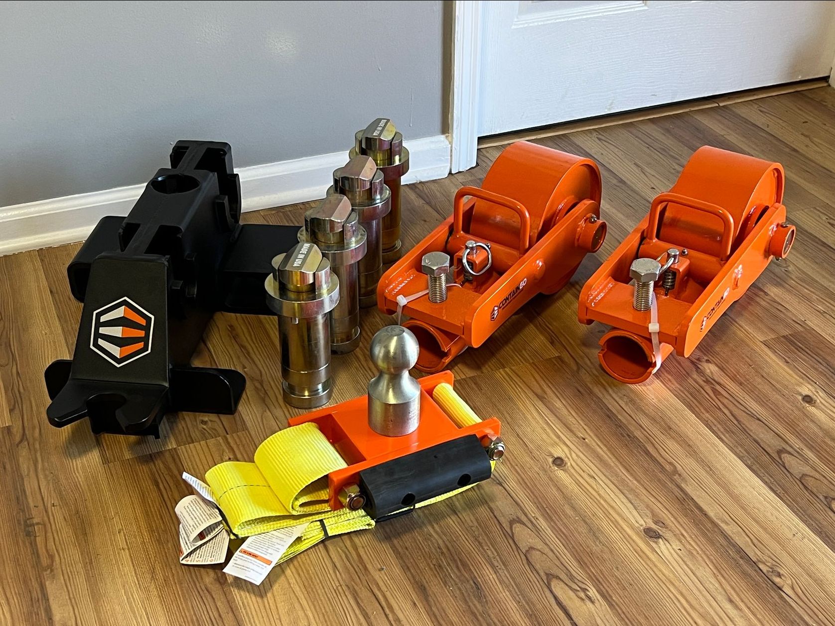 Forklift Trailer Hitch Attachment | ContainGo