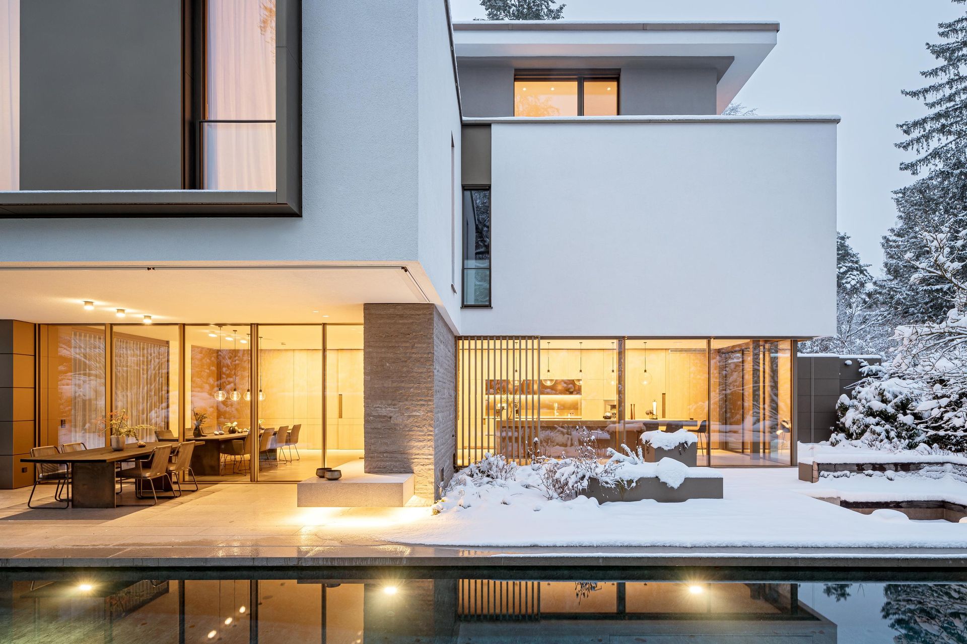 Glacier Window & Door - Large Format Doors