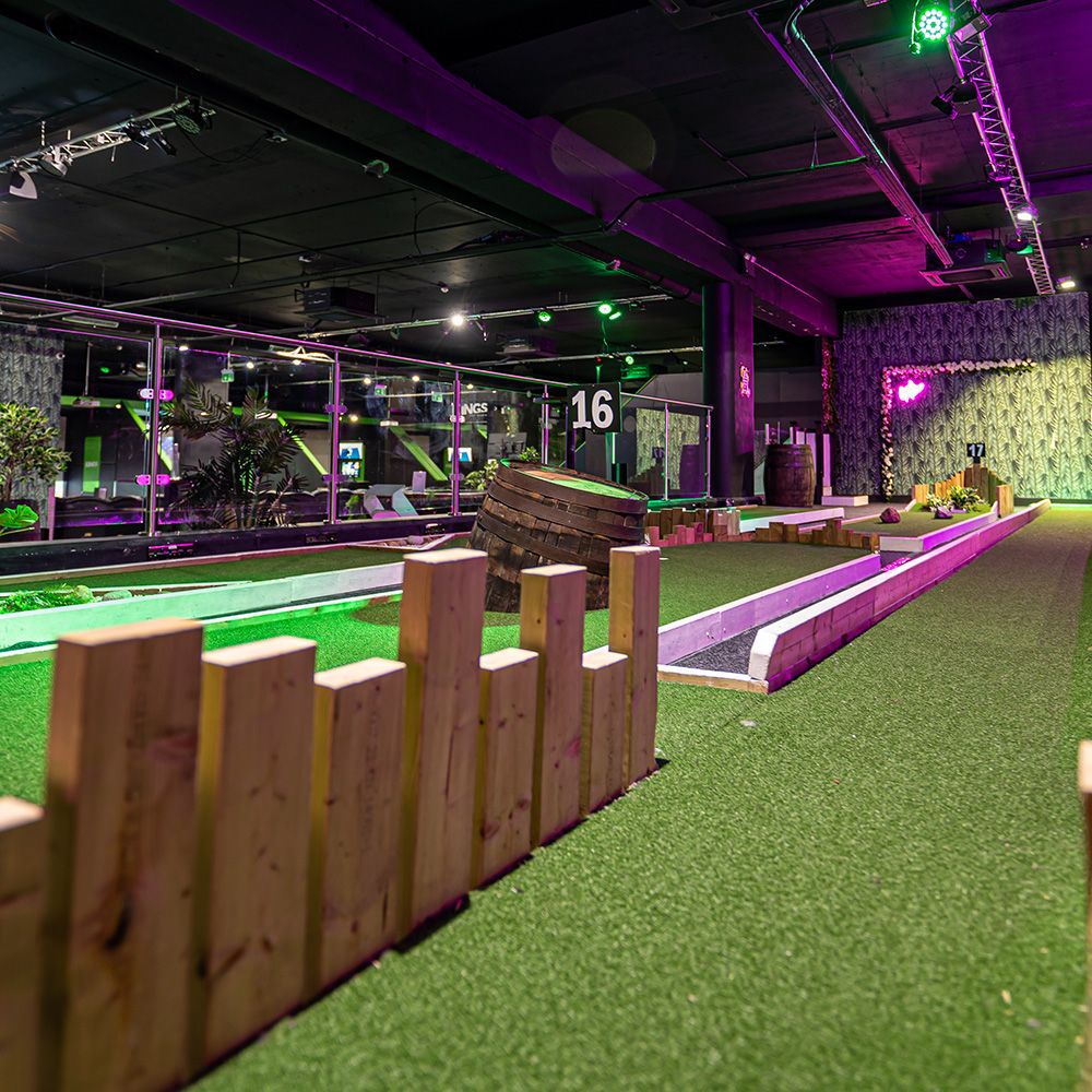 Indoor Crazy Golf & Mini Golf for Parties | 18 Holes | Kings18 East ...