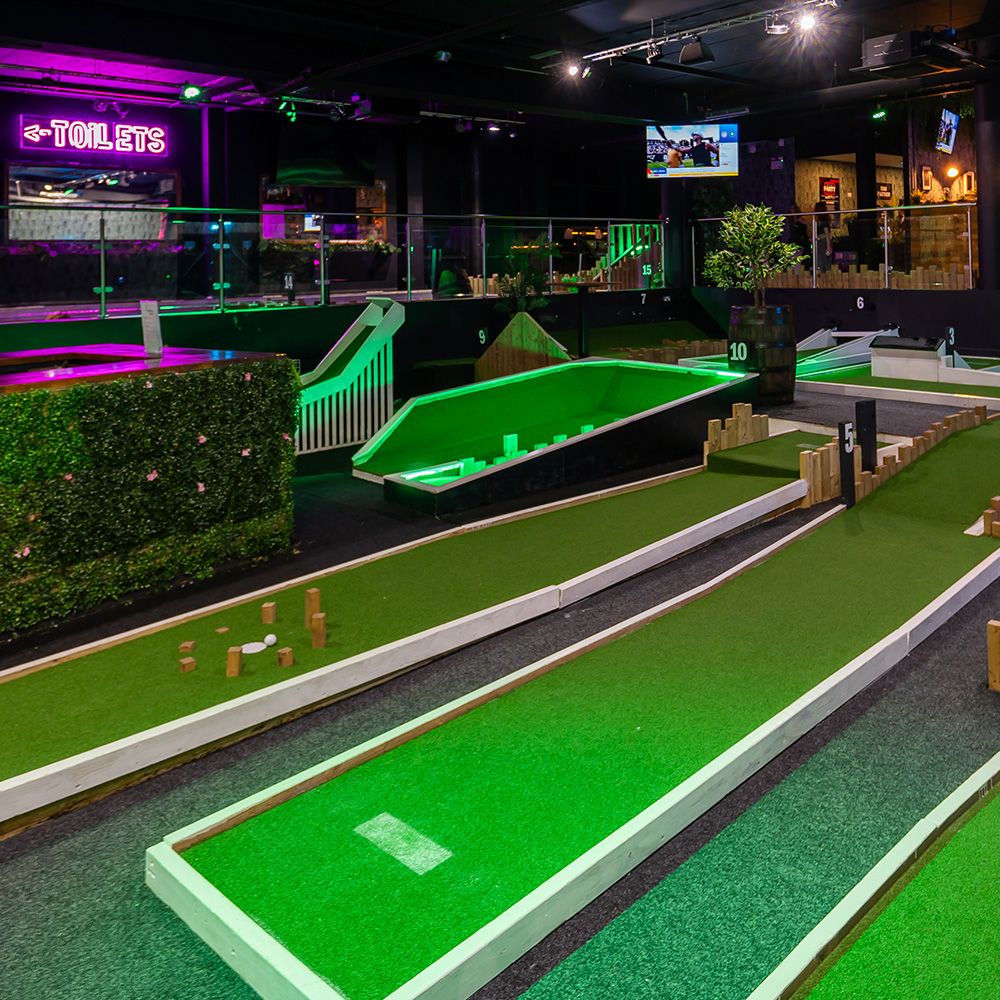 Indoor Crazy Golf & Mini Golf for Parties | 18 Holes | Kings18 East ...