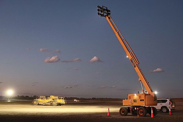 Portable stadium lighting hire | Brisbane