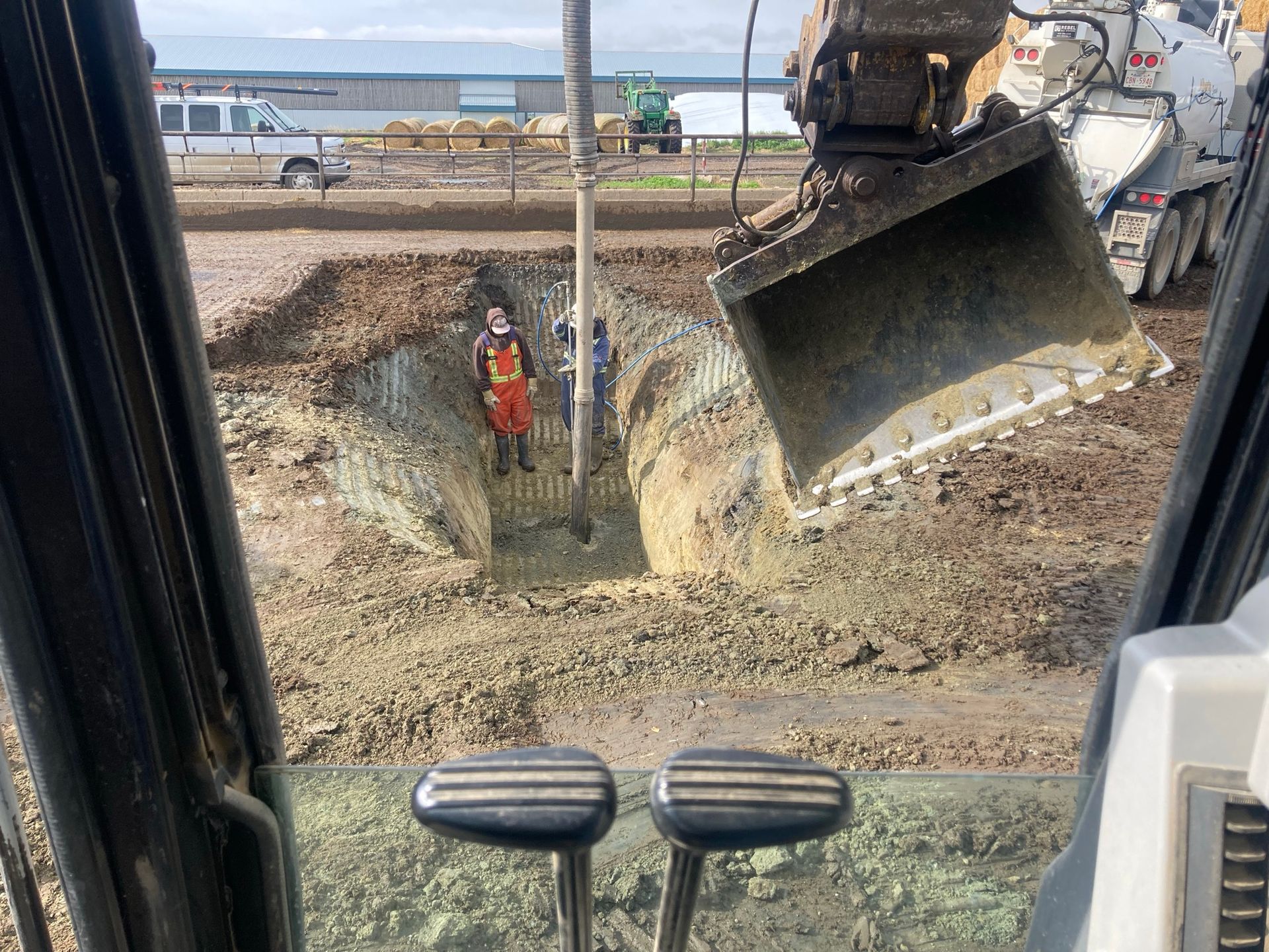 Trench & Install Utilities | Secondary Lines | Ponoka | Camrose | AB