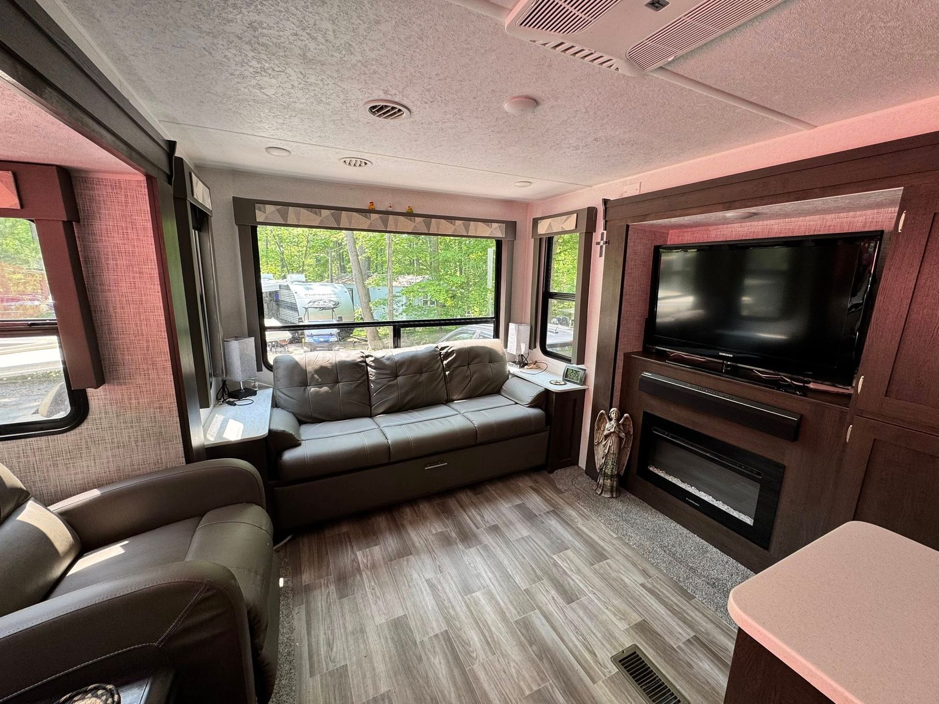 Events | Geneva, OH | Kenisee Grand River Campground