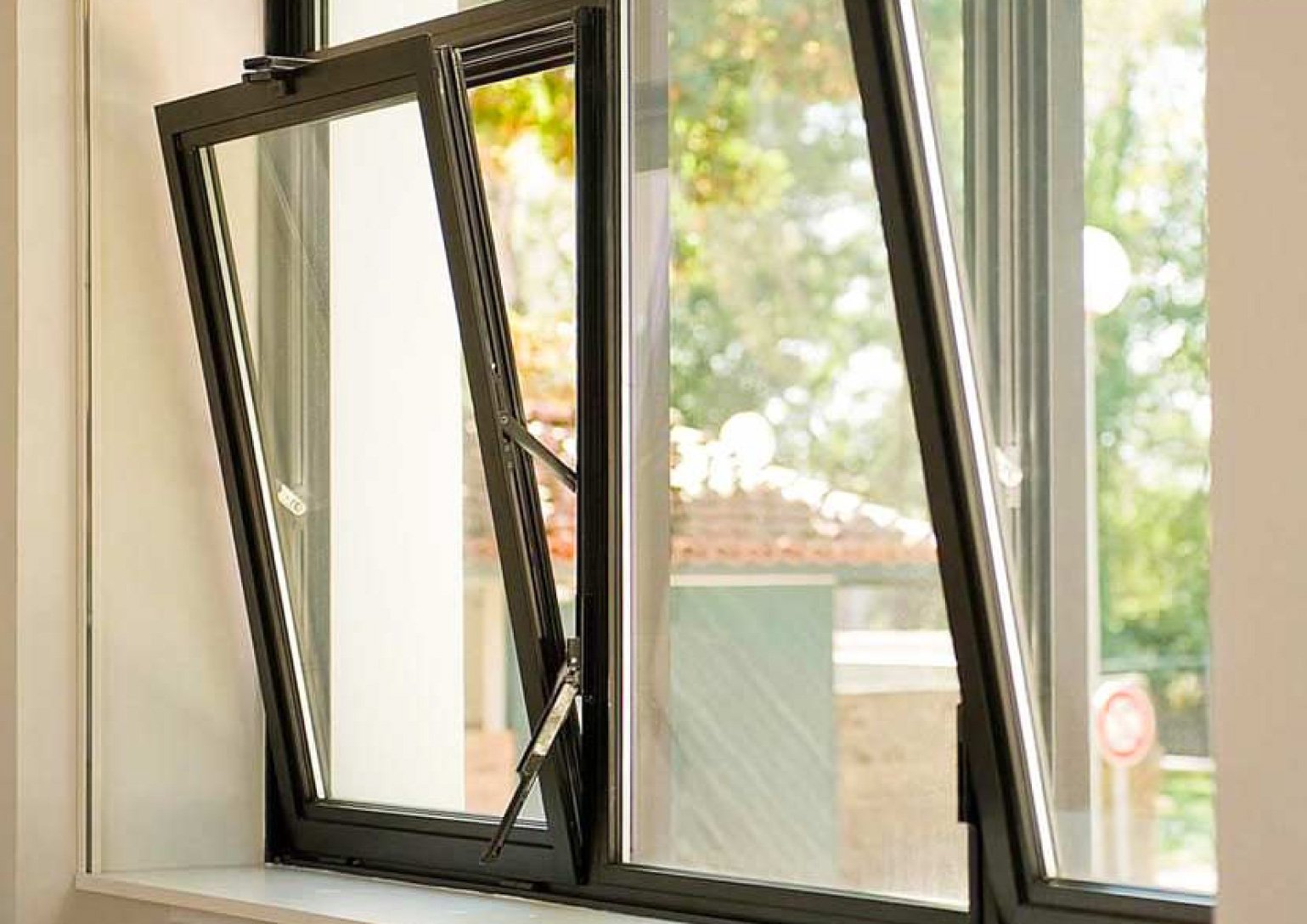 11 tipos de janela de vidro diferentes para inspirar o seu projeto