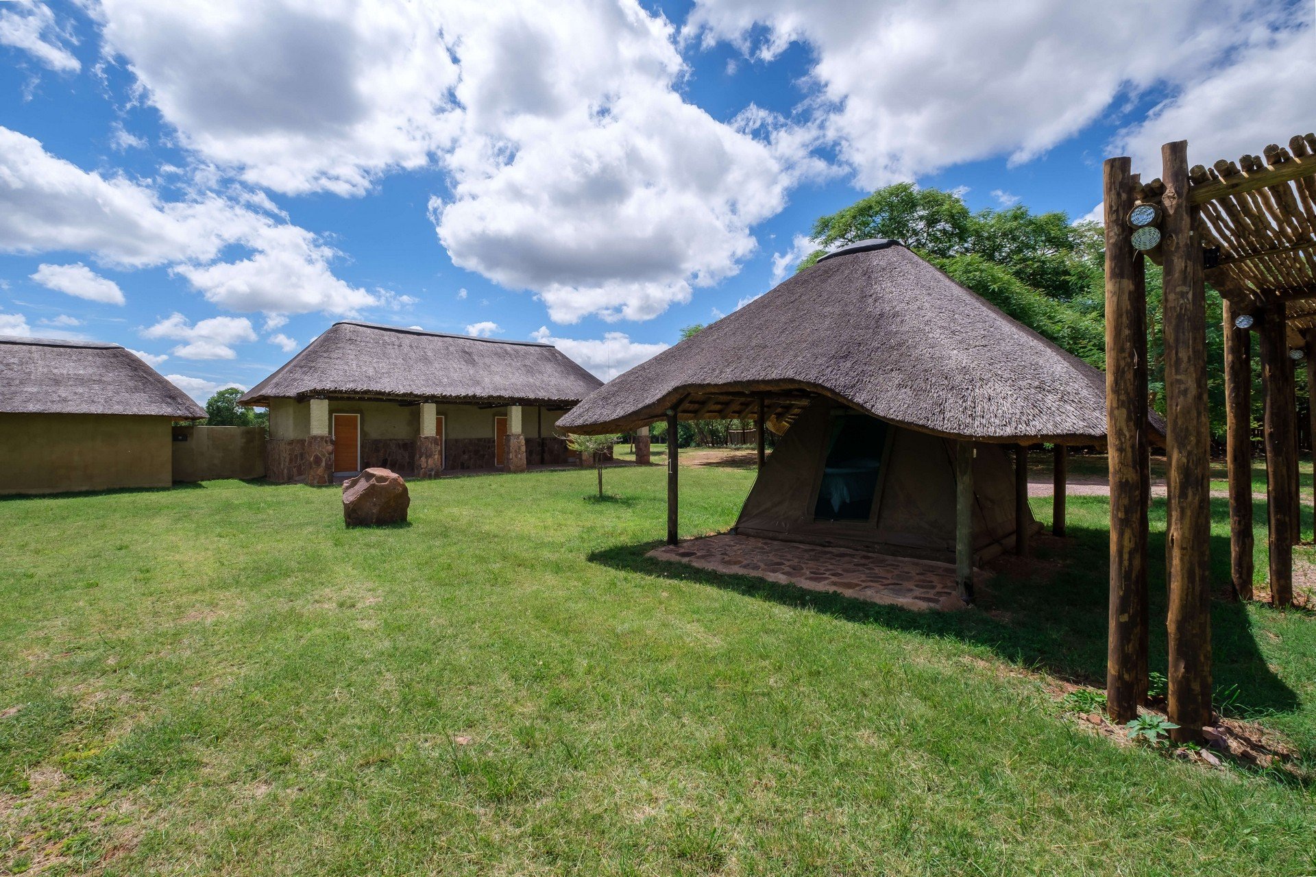 Wedding Venue Accommodation - Mountainview Game Ranch