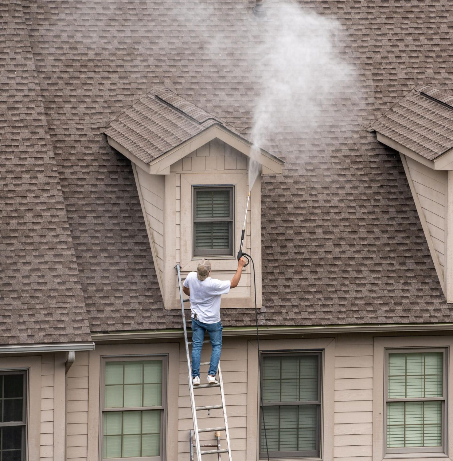Roof & Gutters Pressure Washing Services | Enhance Your Home's Protection