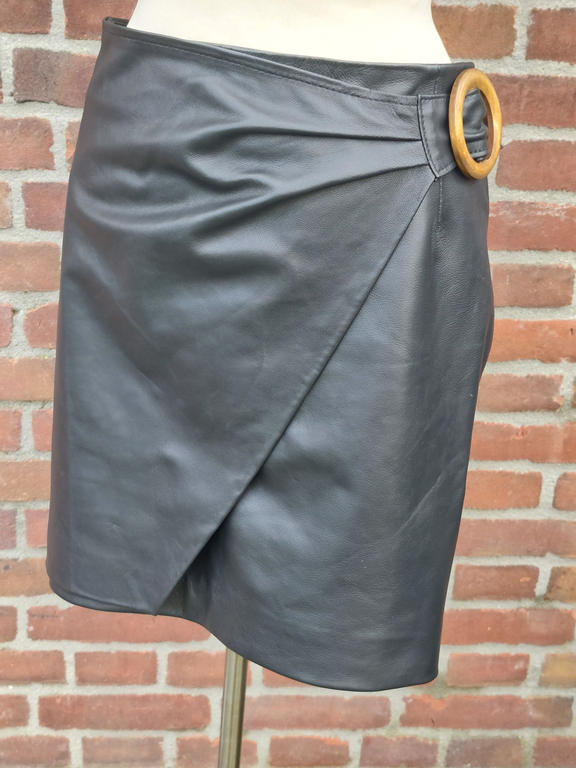 Leren rokken | Leren Dameskleding | Les Femmes Ledermode