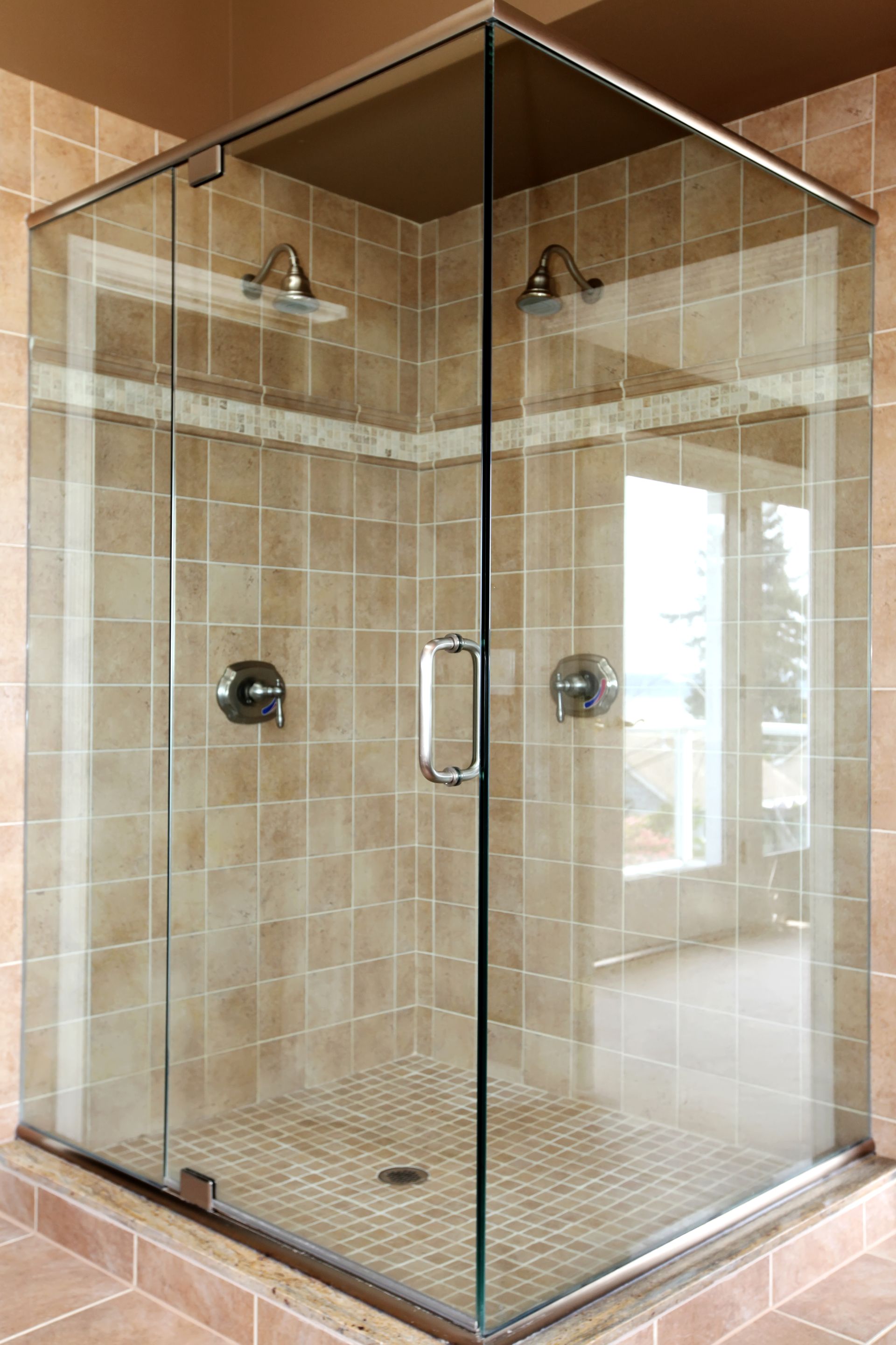 Maryland Glass | Shower Enclosures