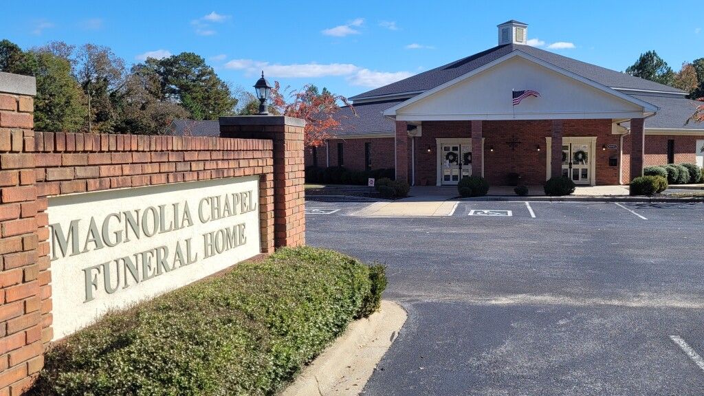 Virtual Tour | Magnolia Chapel Funeral Home