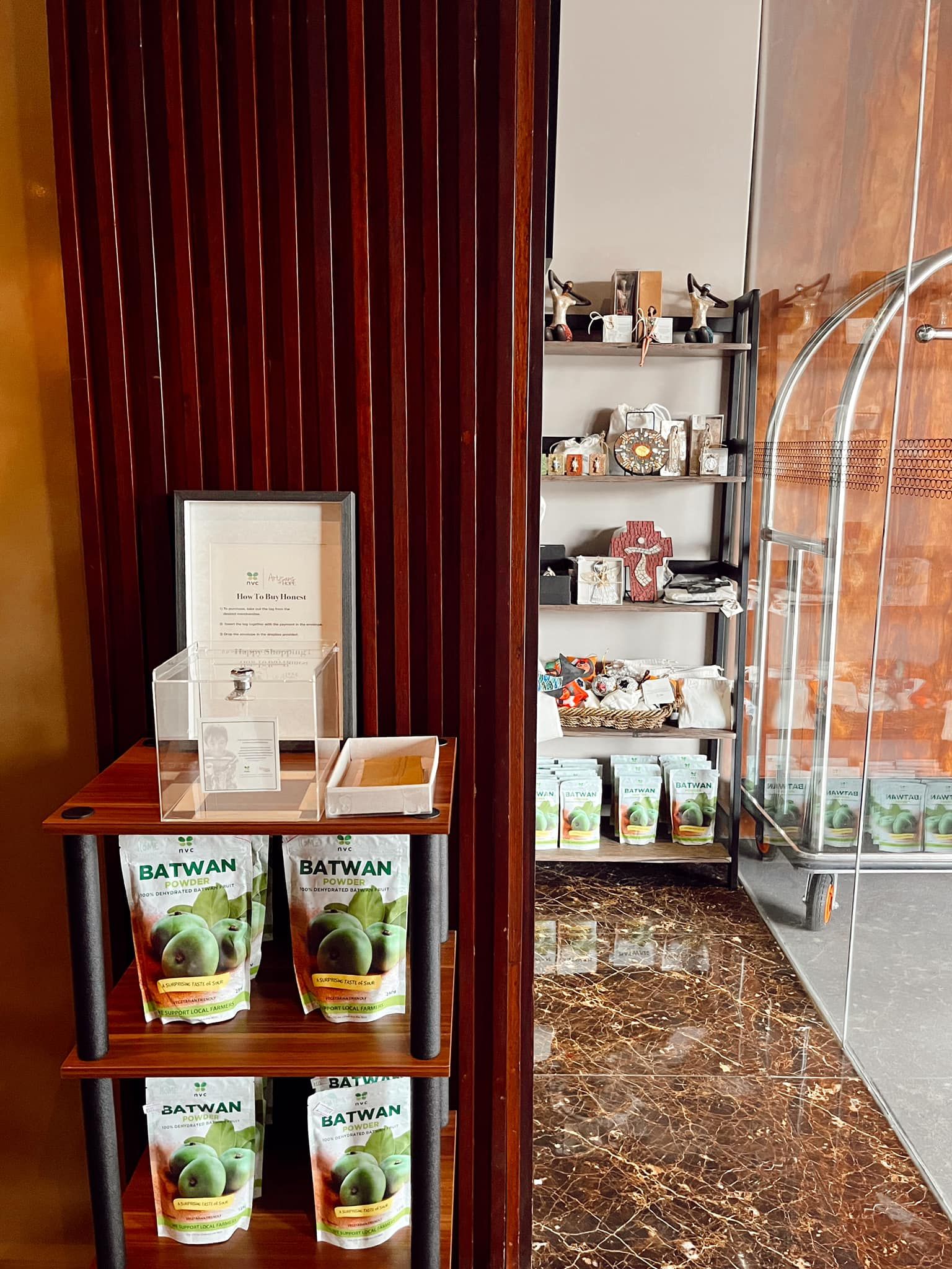 THE HENRY HOTEL ROOST BACOLOD: Your Modern Perch, Negrense-fied ...