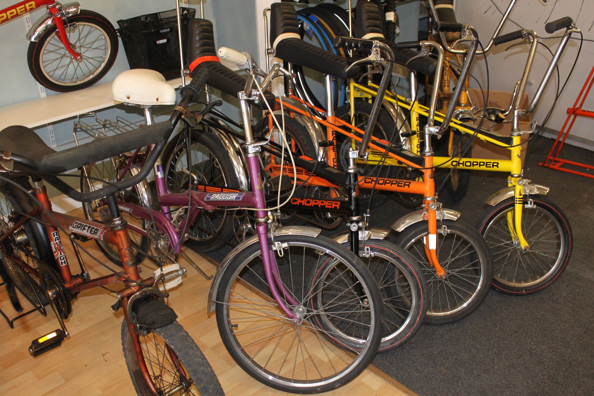 Vintage Cycle & Raleigh Chopper Restoration Service London