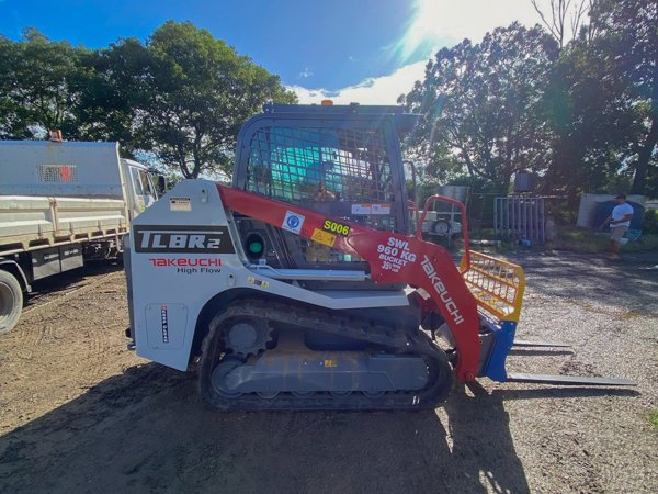 3.4t Takeuchi Bobcat | Dry Hire
