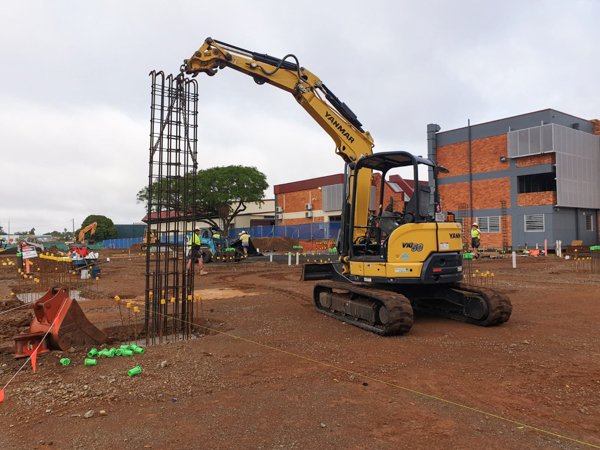 4.0t Takeuchi Bobcat | Dry Hire