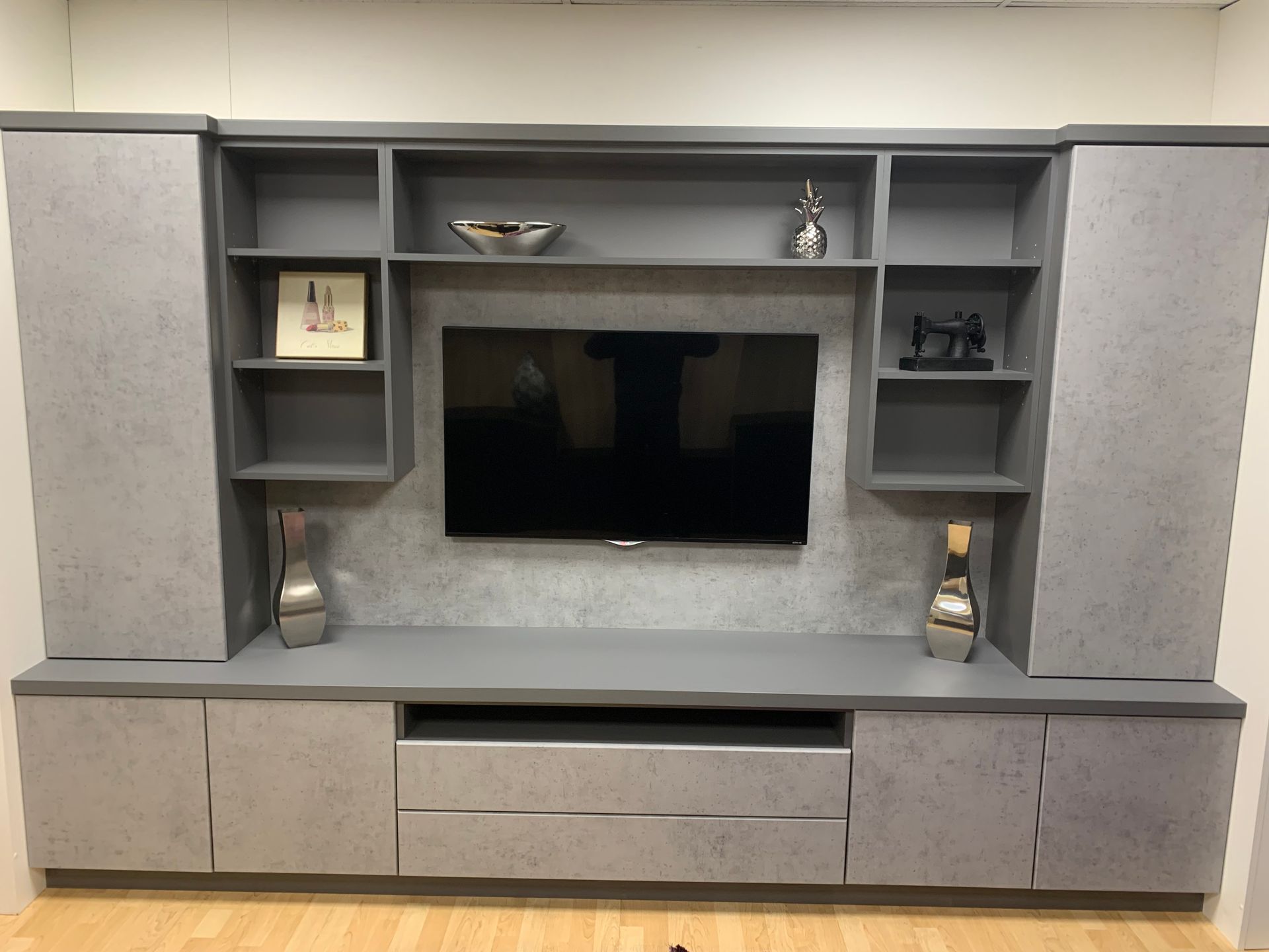 Media walls | Sheffield | JA Horne Starlight