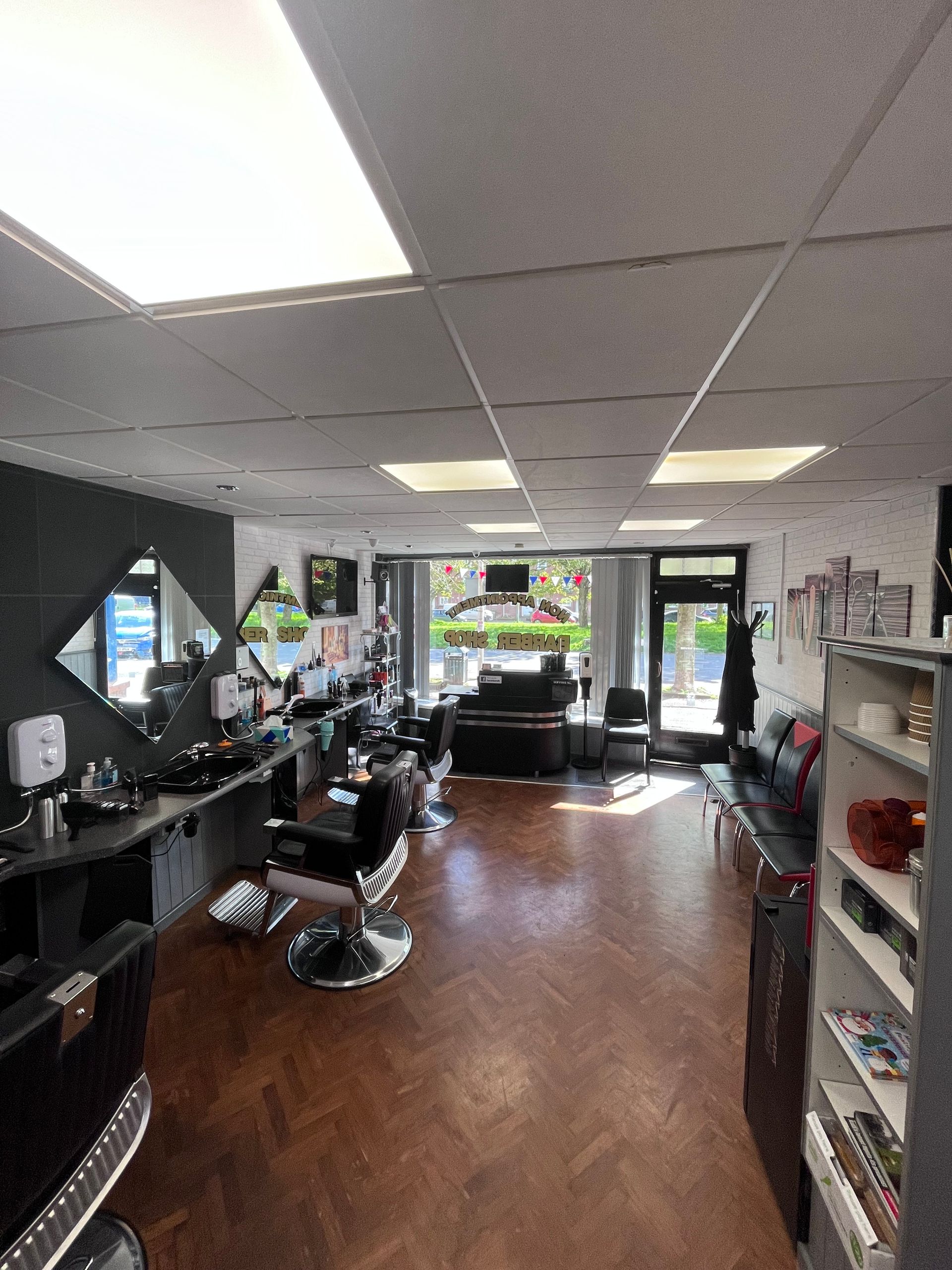 Home [www.forbesbarbershop.co.uk]