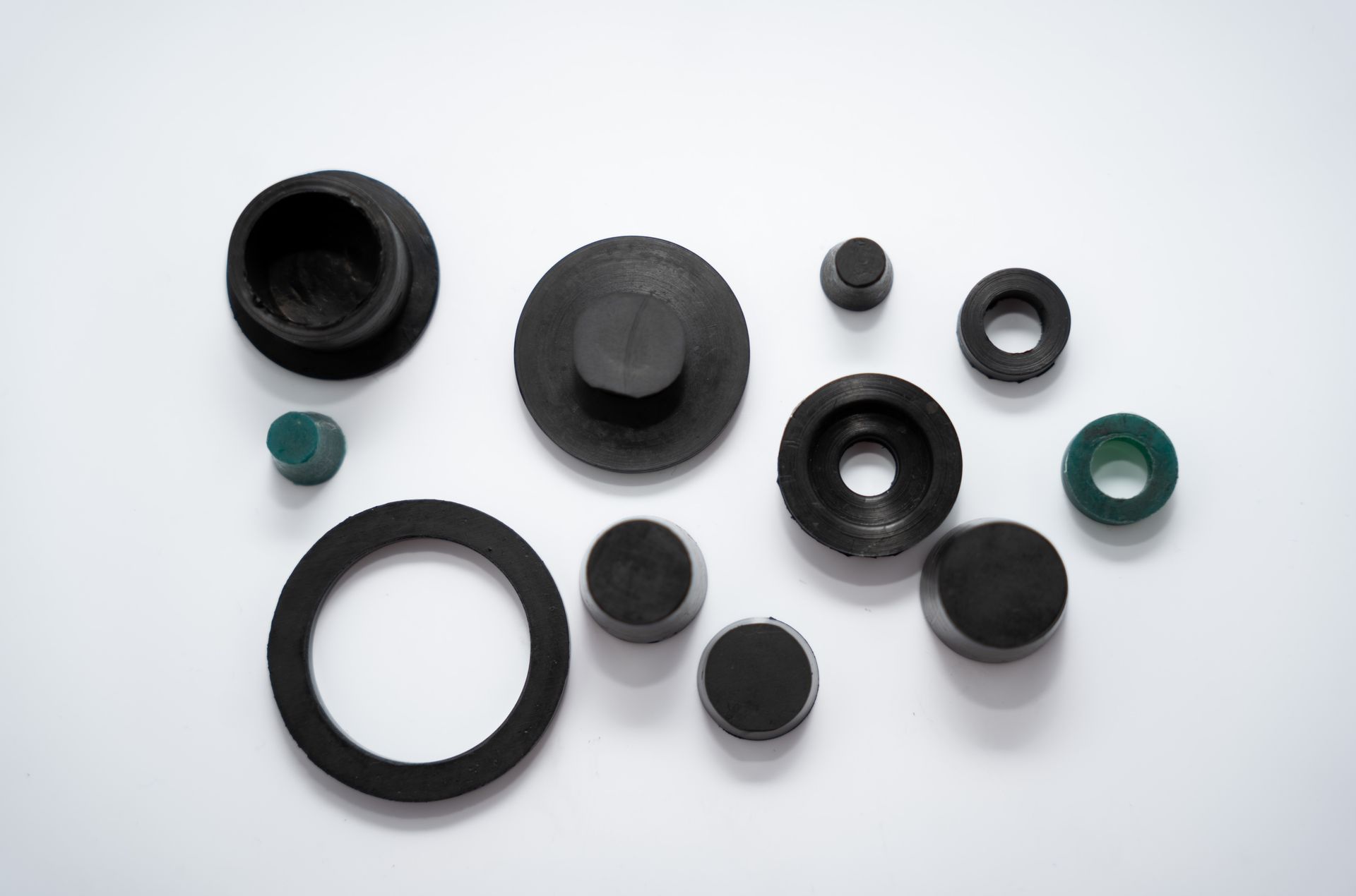 Fabricación de Piezas de Hule de Especialidad | Hules Industriales SEGA