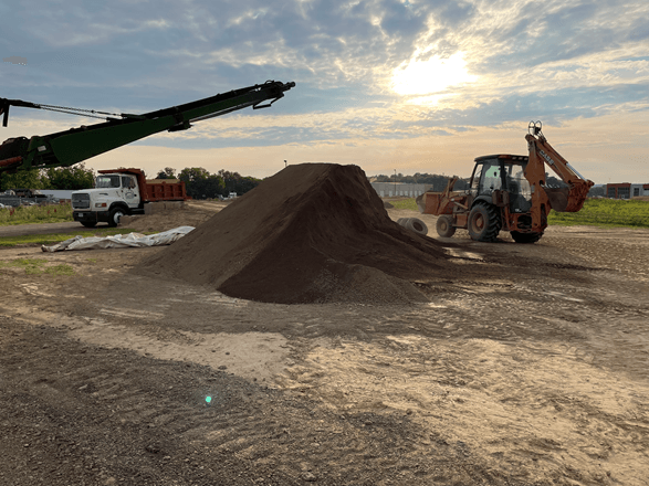 Topsoil & Fill Dirt – Ashland, OH – Aztec Topsoil