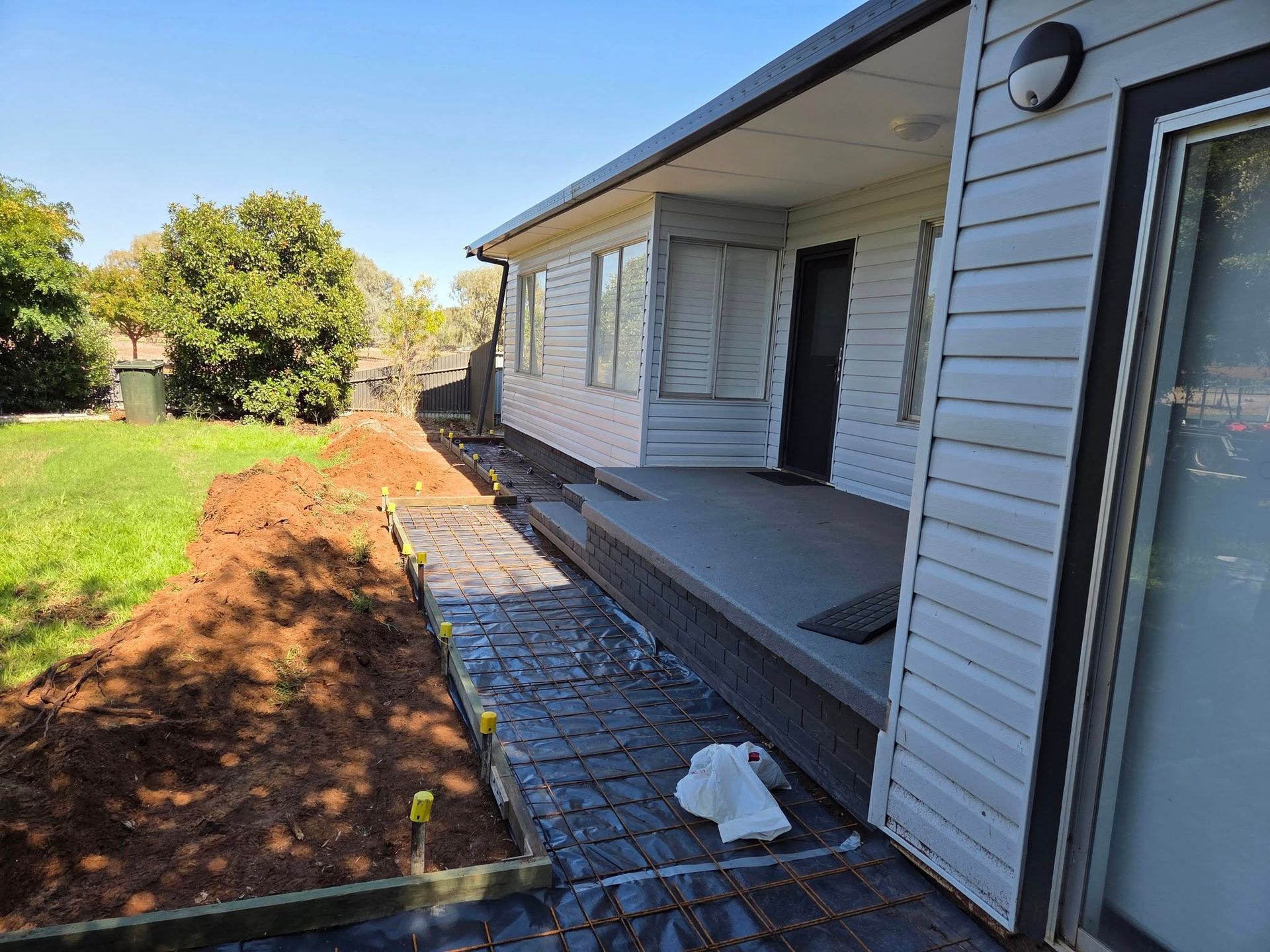 Concrete house surrounds and shed slab | SJB Concreting Project