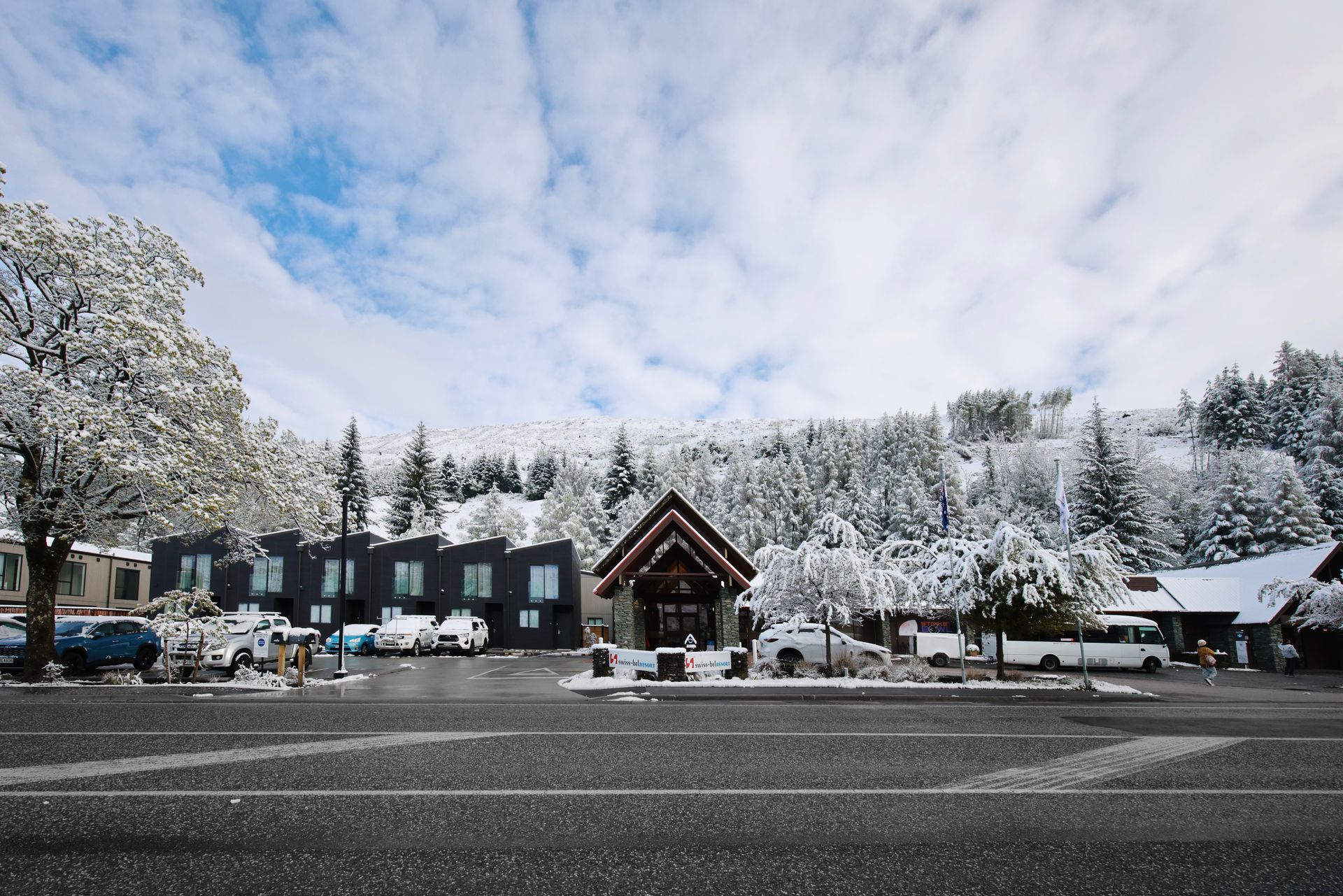 瑞士贝尔维拉斯皇冠峰酒店 | 您在皇后镇的宁静休憩之所