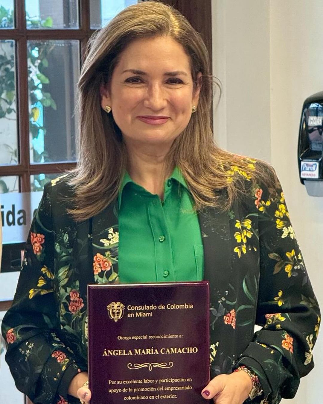 Reconocimiento del Consulado General de Colombia en Miami a Nuestra ...