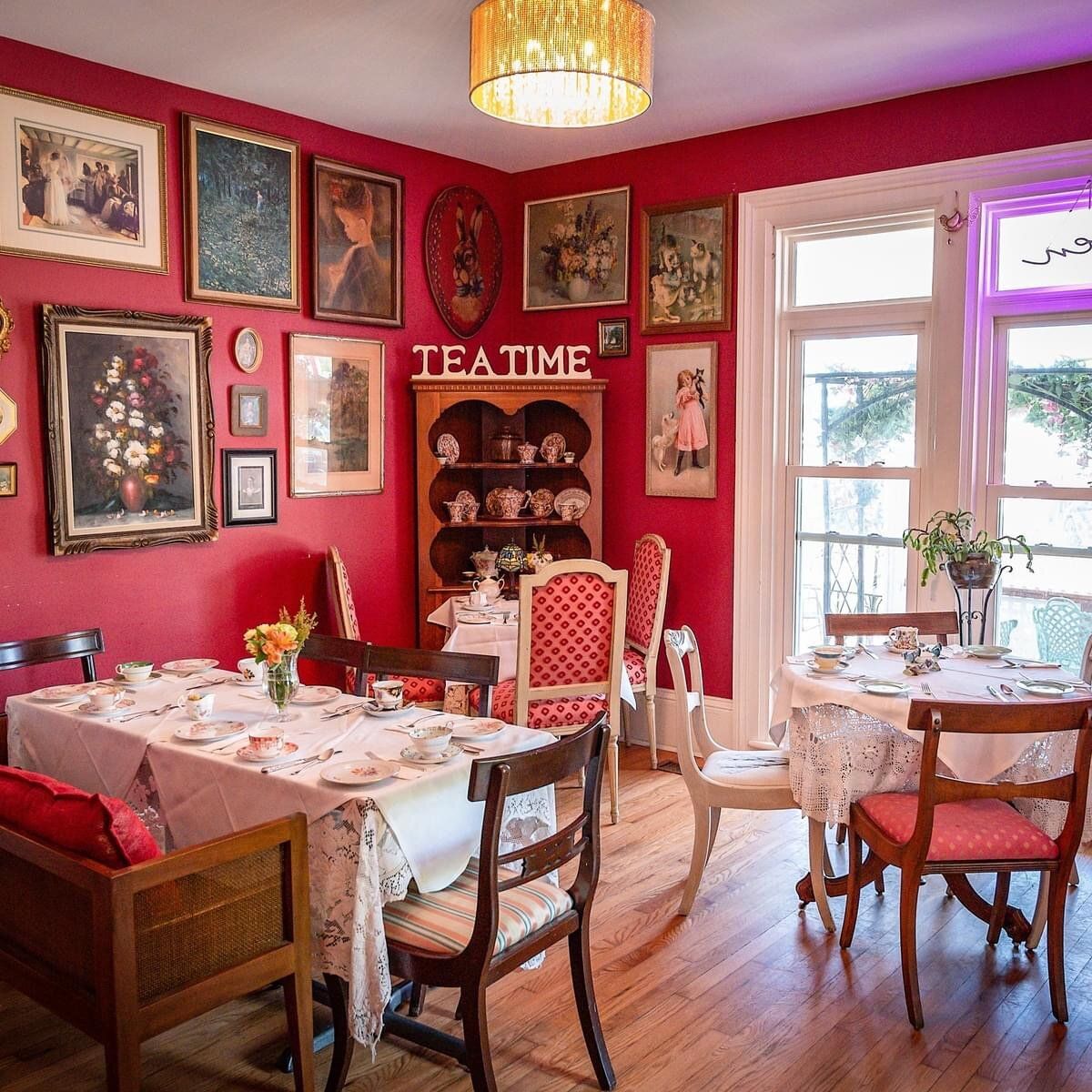 Pink House Tea Room - New Baltimore, MI