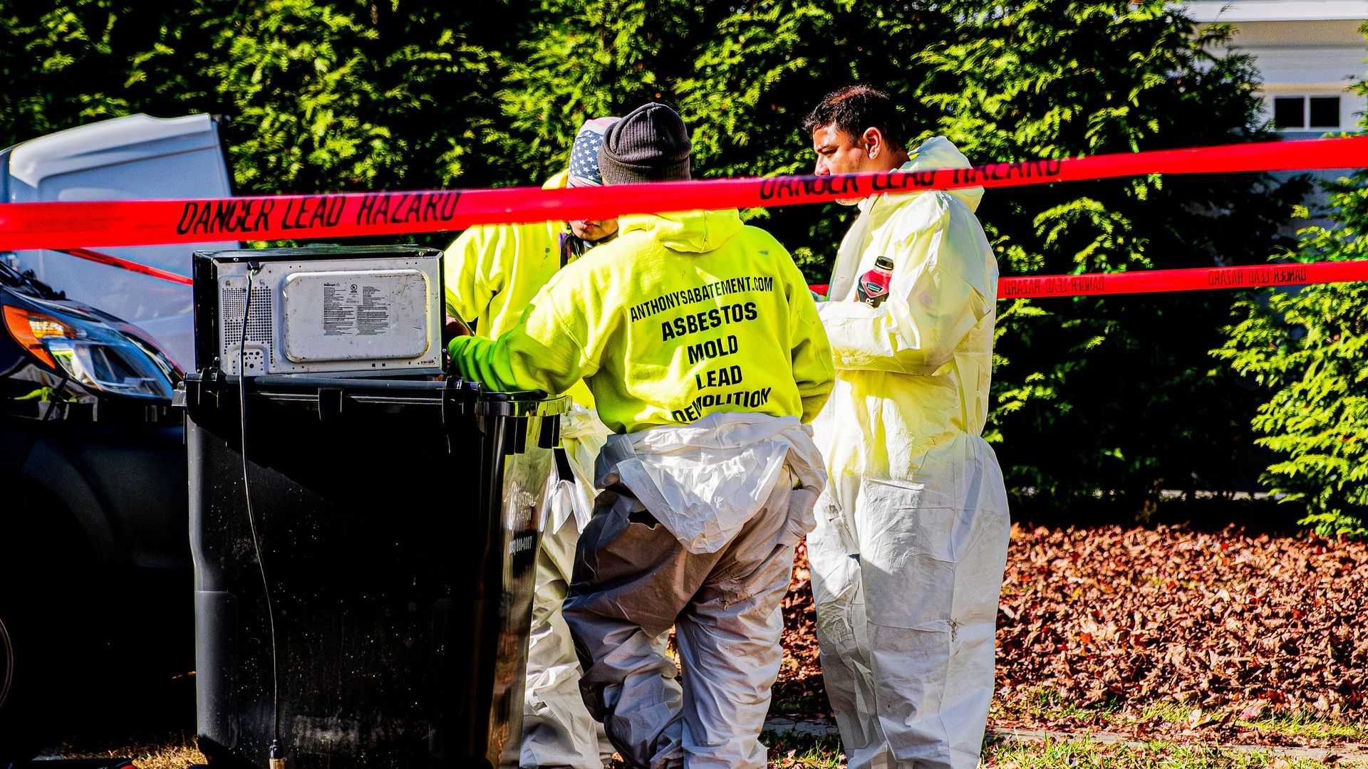 Safe Lead Based Paint Removal | Best Practices & Tips