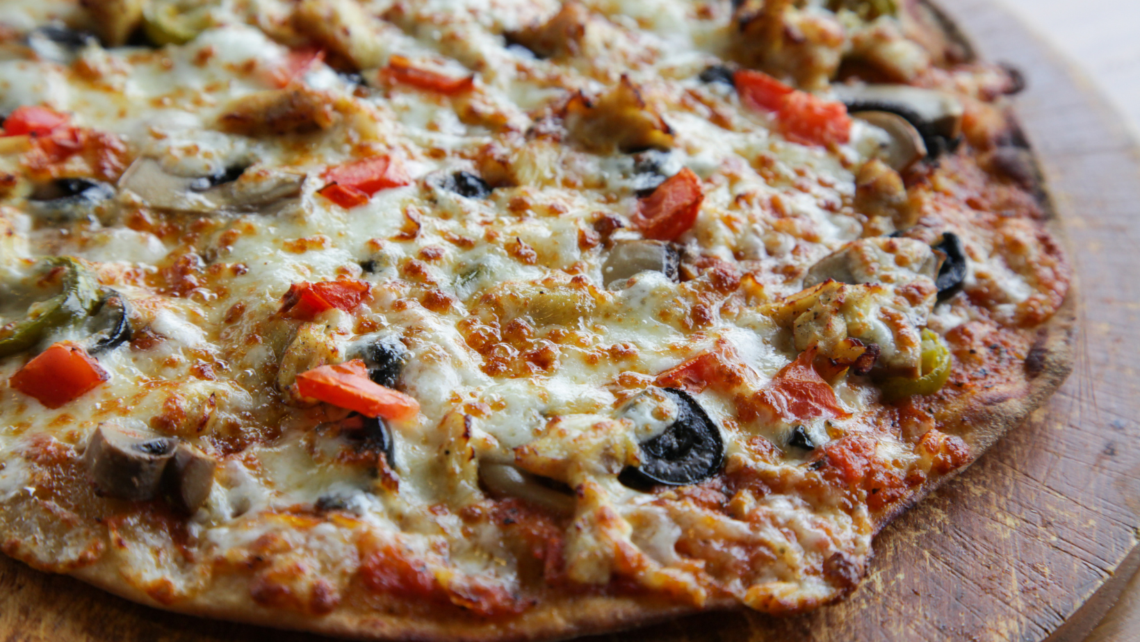 Pizza | High Ridge MO | Peggs on the Boulevard | Restaurant