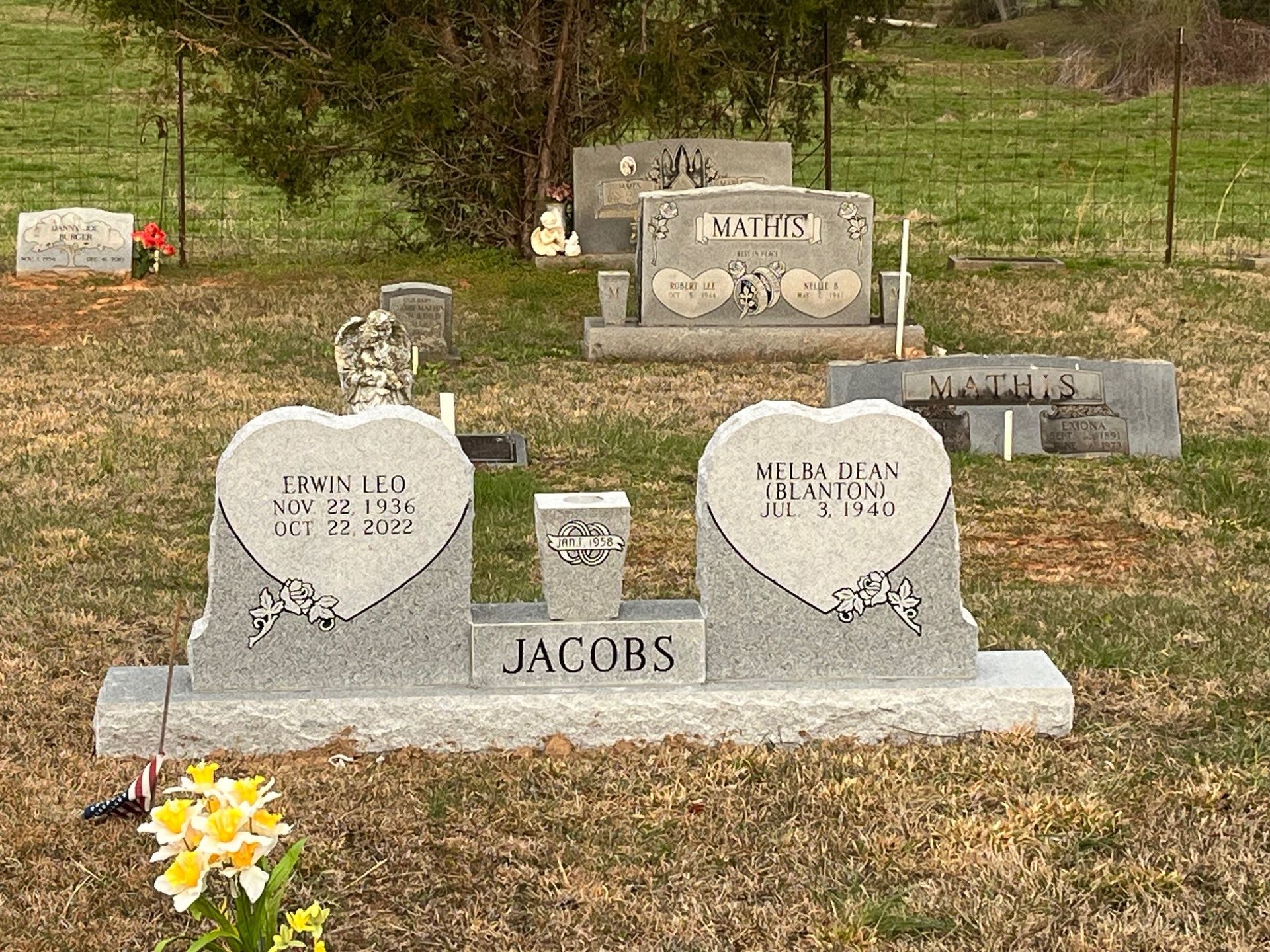 Monuments | Gentry-Smith Funeral Home