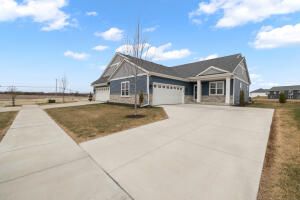 Listings | Elements Realty | WI