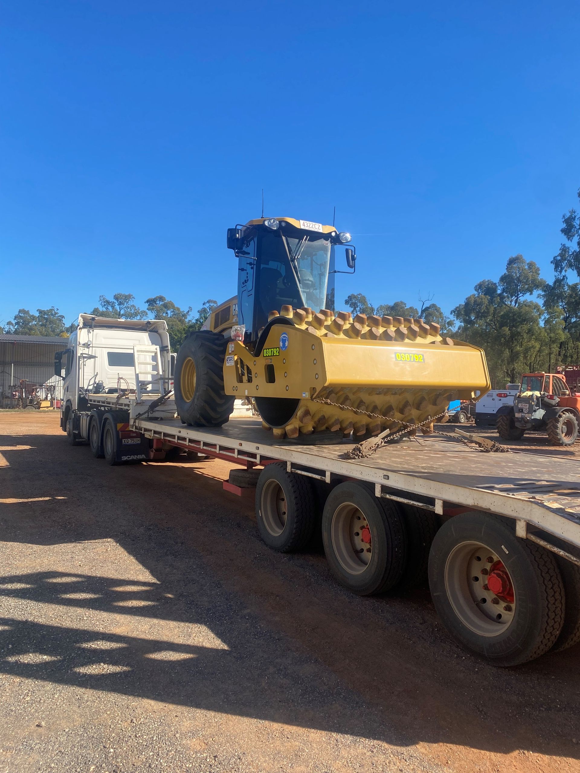 Earthmoving & Compaction | Mini Excavator Hire